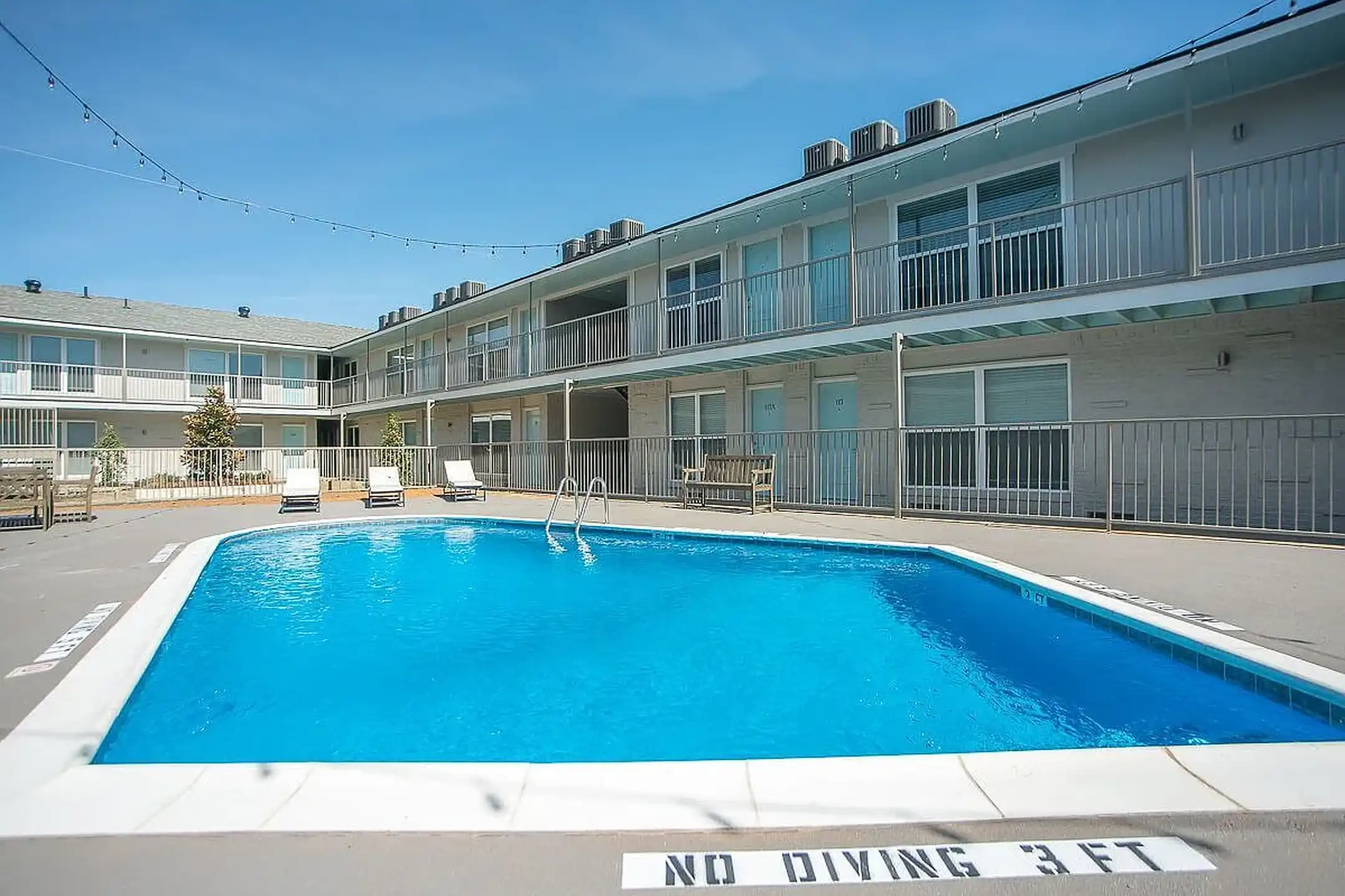 1809 Bennett - Dallas, TX 75206 | ApartmentGuide.com