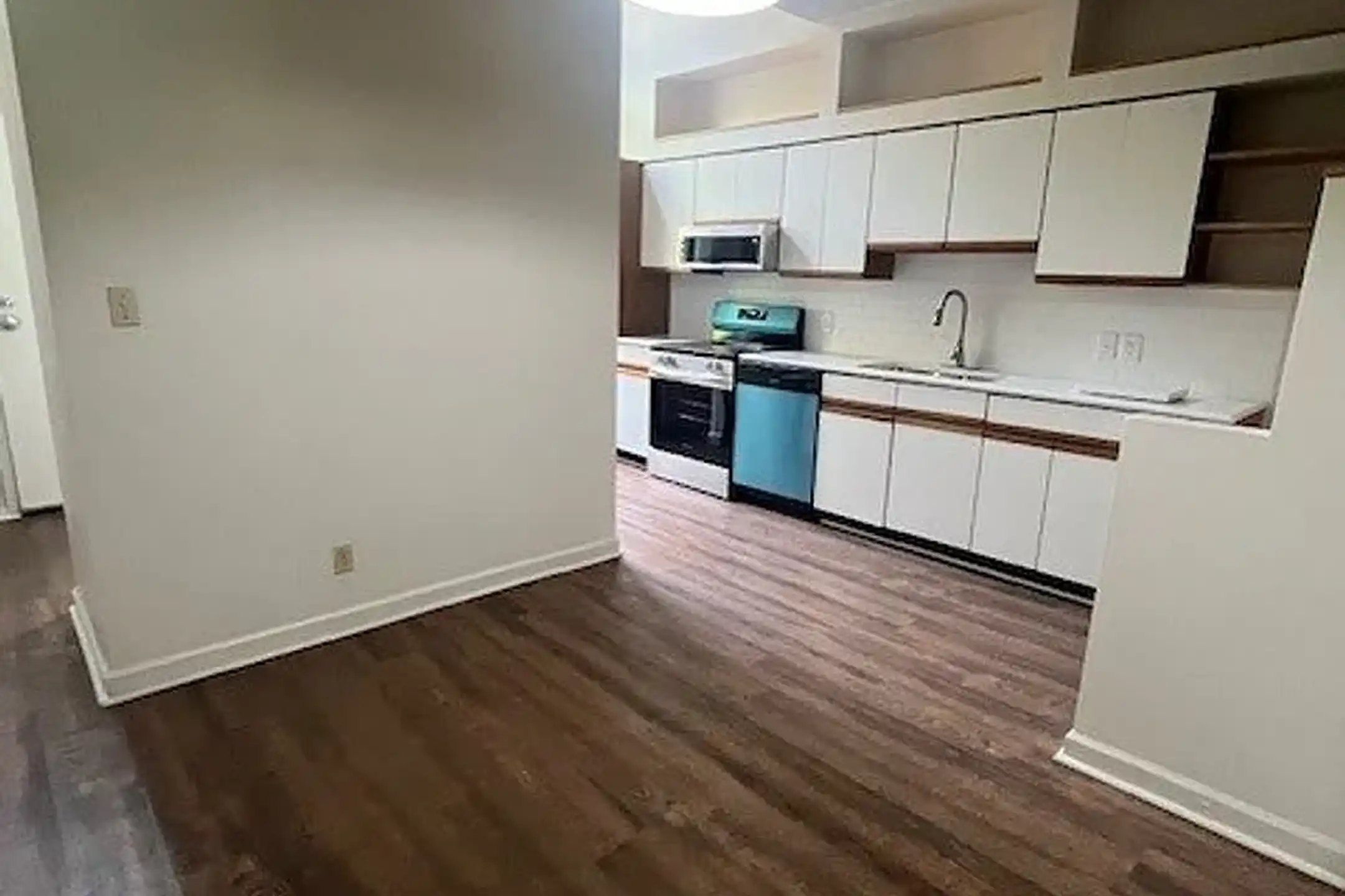 Modern Tool Square - Erie, PA 16507 | ApartmentGuide.com
