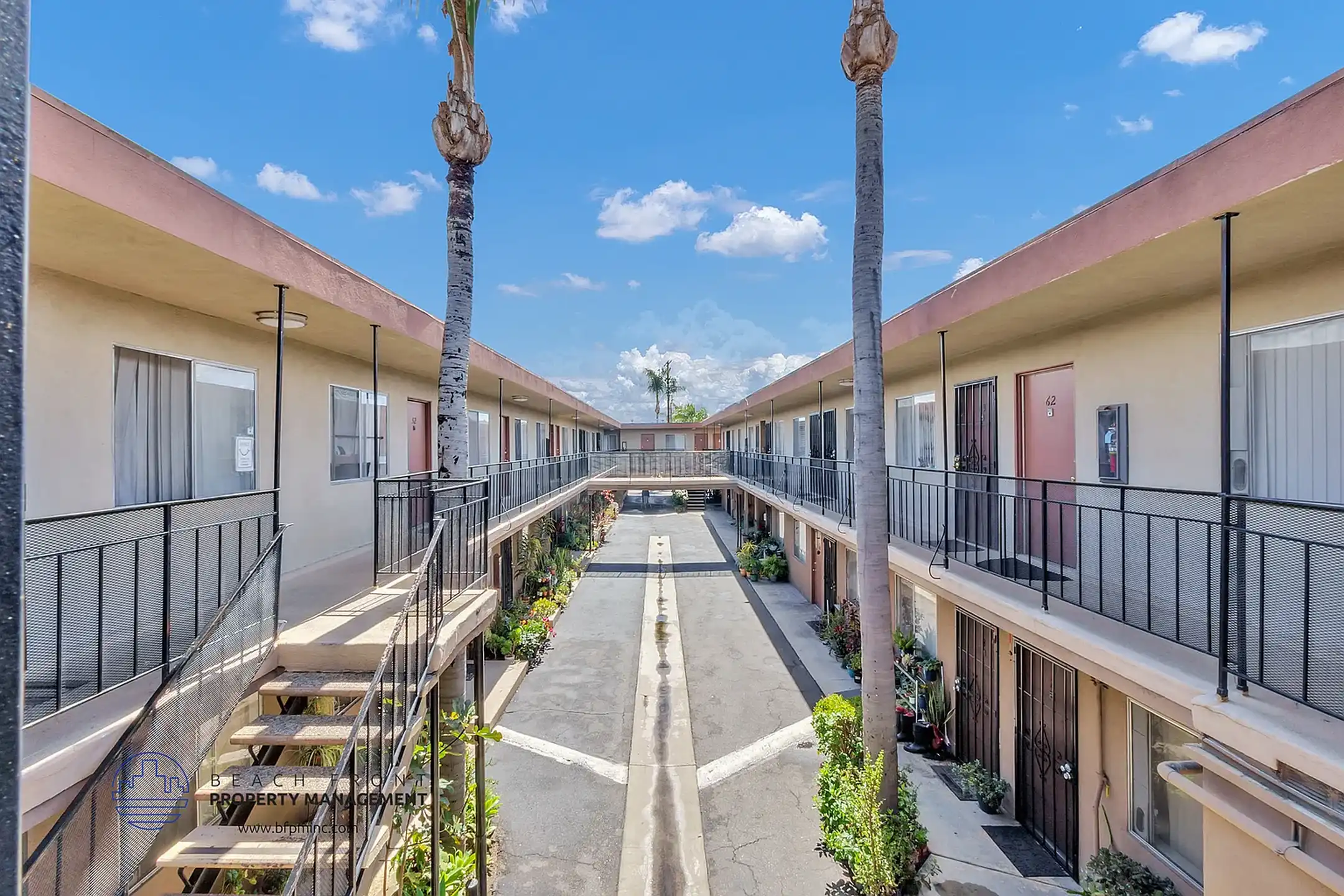 Carson Palms Apartments - Carson, CA 90745 | ApartmentGuide.com