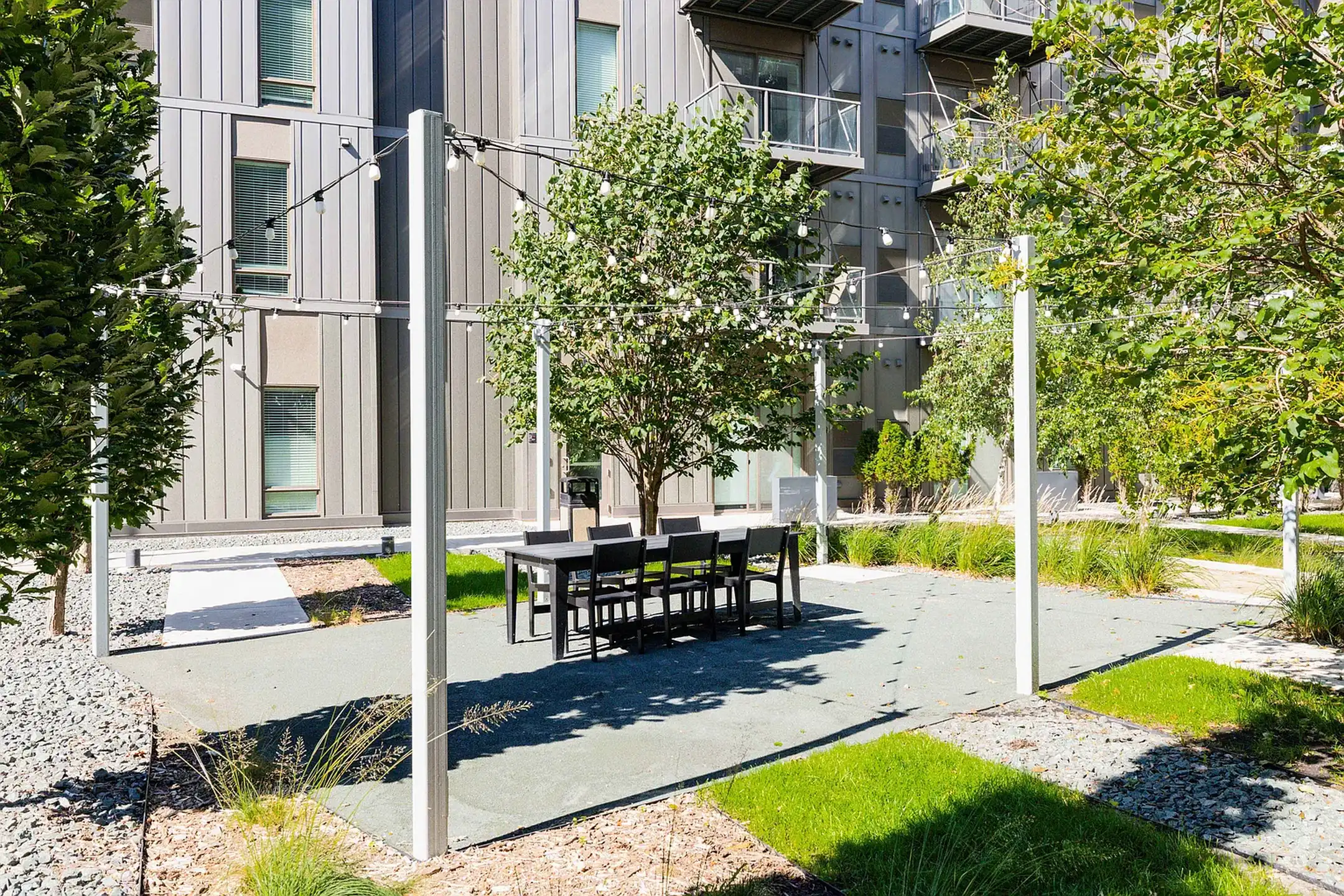 The Fenley - Bloomington, MN 55425 | ApartmentGuide.com