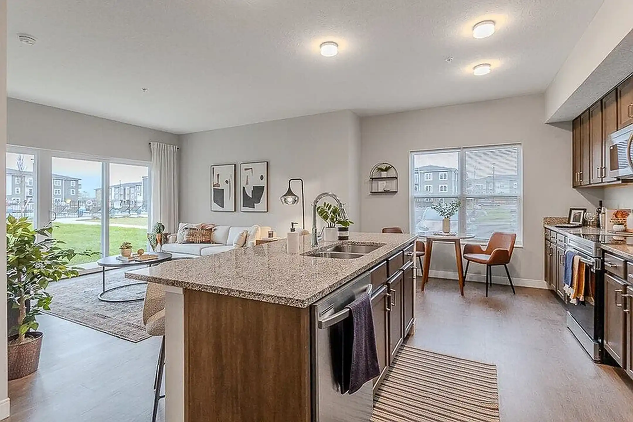 Buckstone Flats - Lockbourne, OH 43137 | ApartmentGuide.com