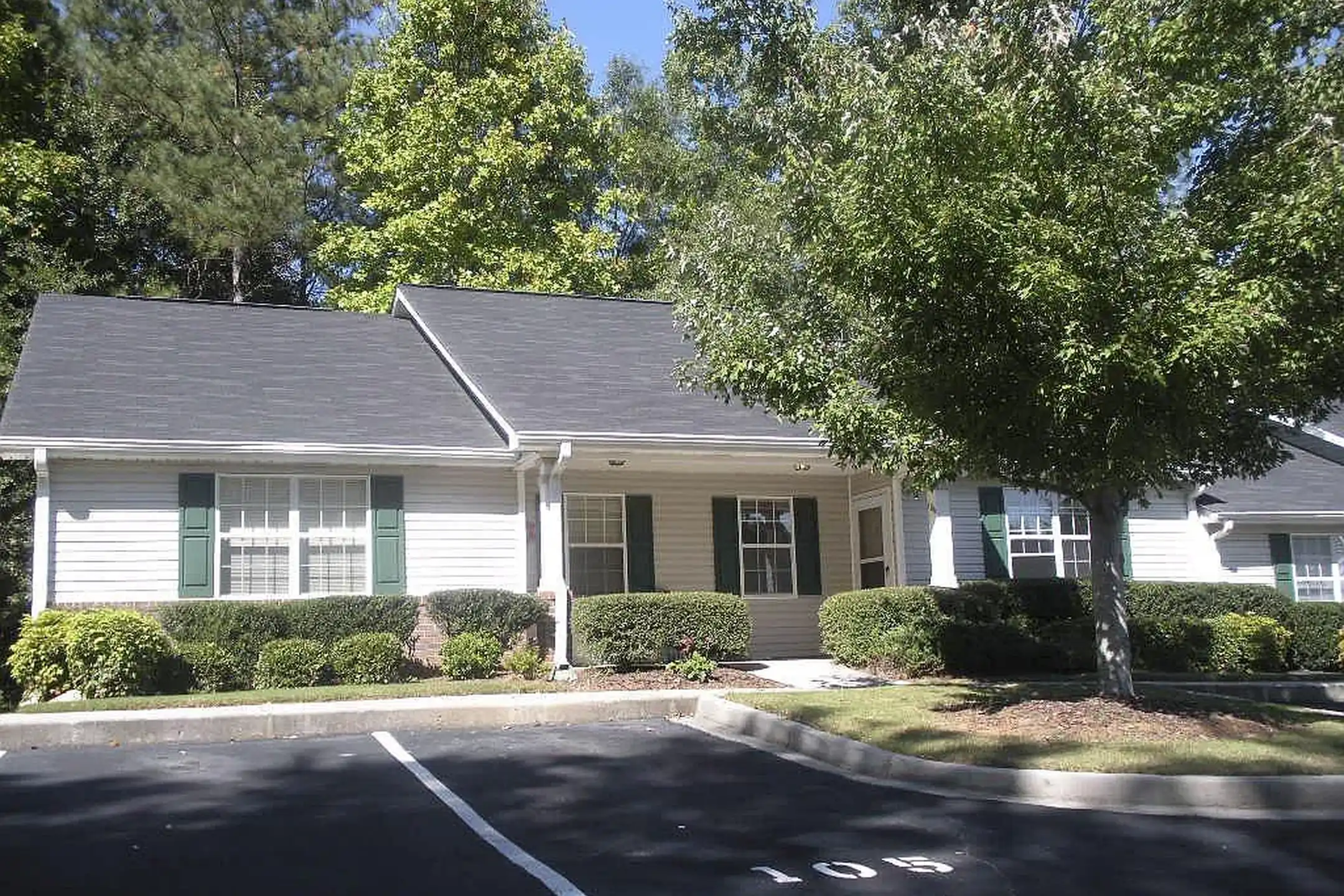 Foster Place Senior Living - Dallas, GA 30132 | ApartmentGuide.com