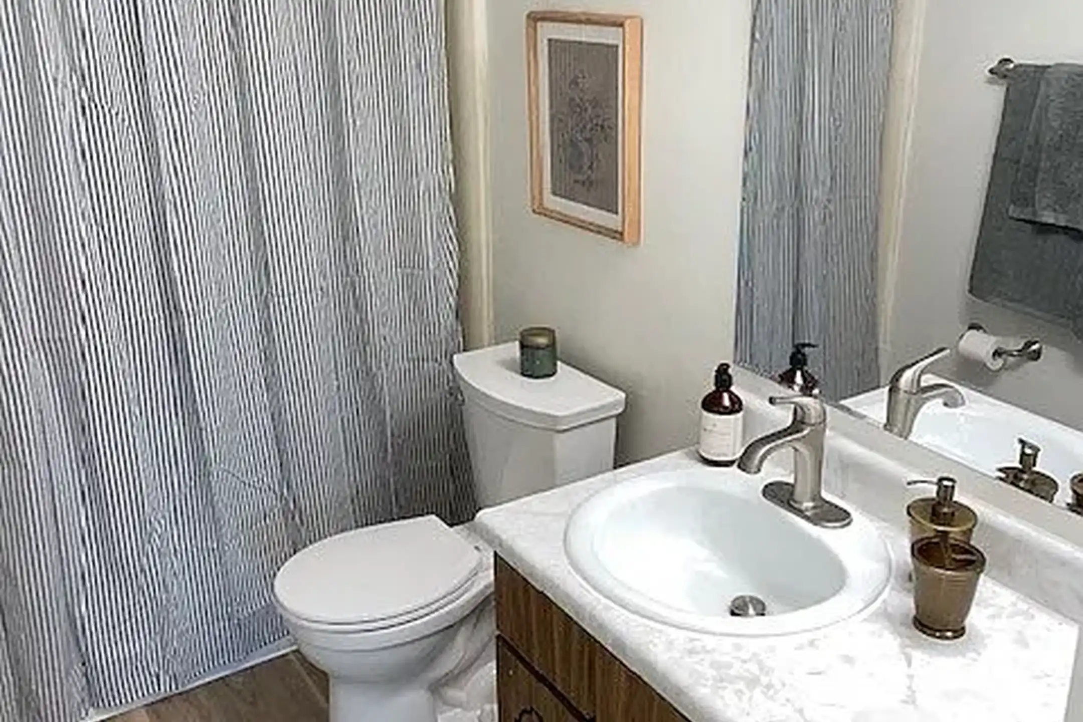 Brookmount Apartments - Saint Peters, MO 63376 | ApartmentGuide.com