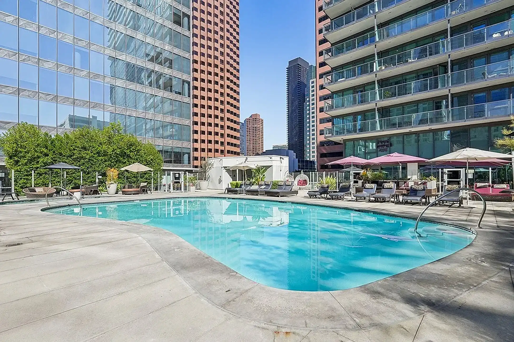 Apex. The One. - Los Angeles, CA 90015 | ApartmentGuide.com