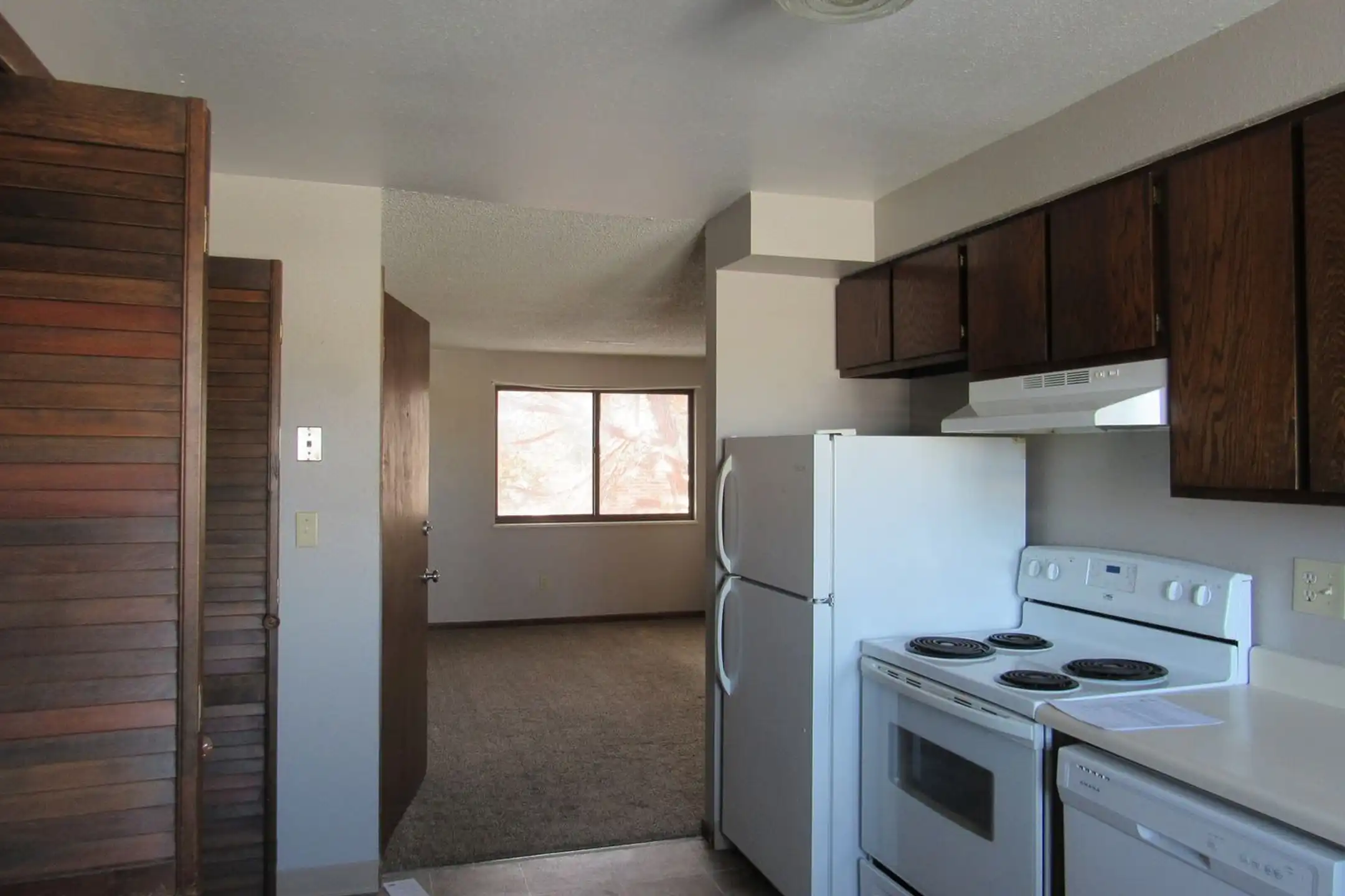 1302 S Lowell St unit A - Casper, WY 82601 | ApartmentGuide.com