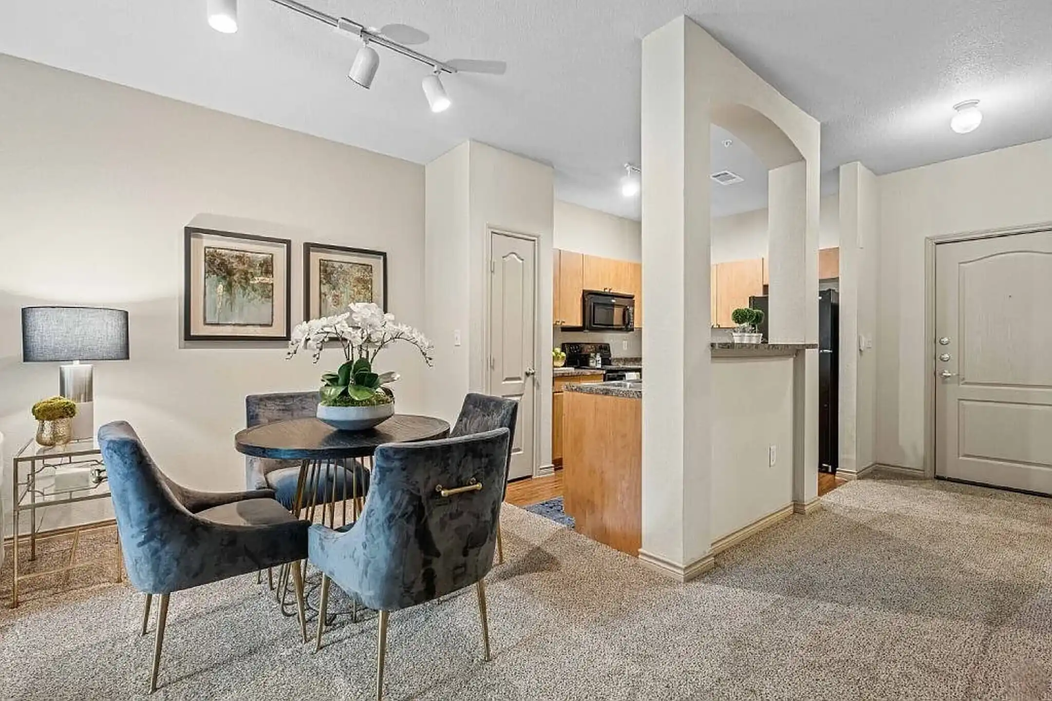 Rockwall Commons - Rockwall, TX 75087 | ApartmentGuide.com