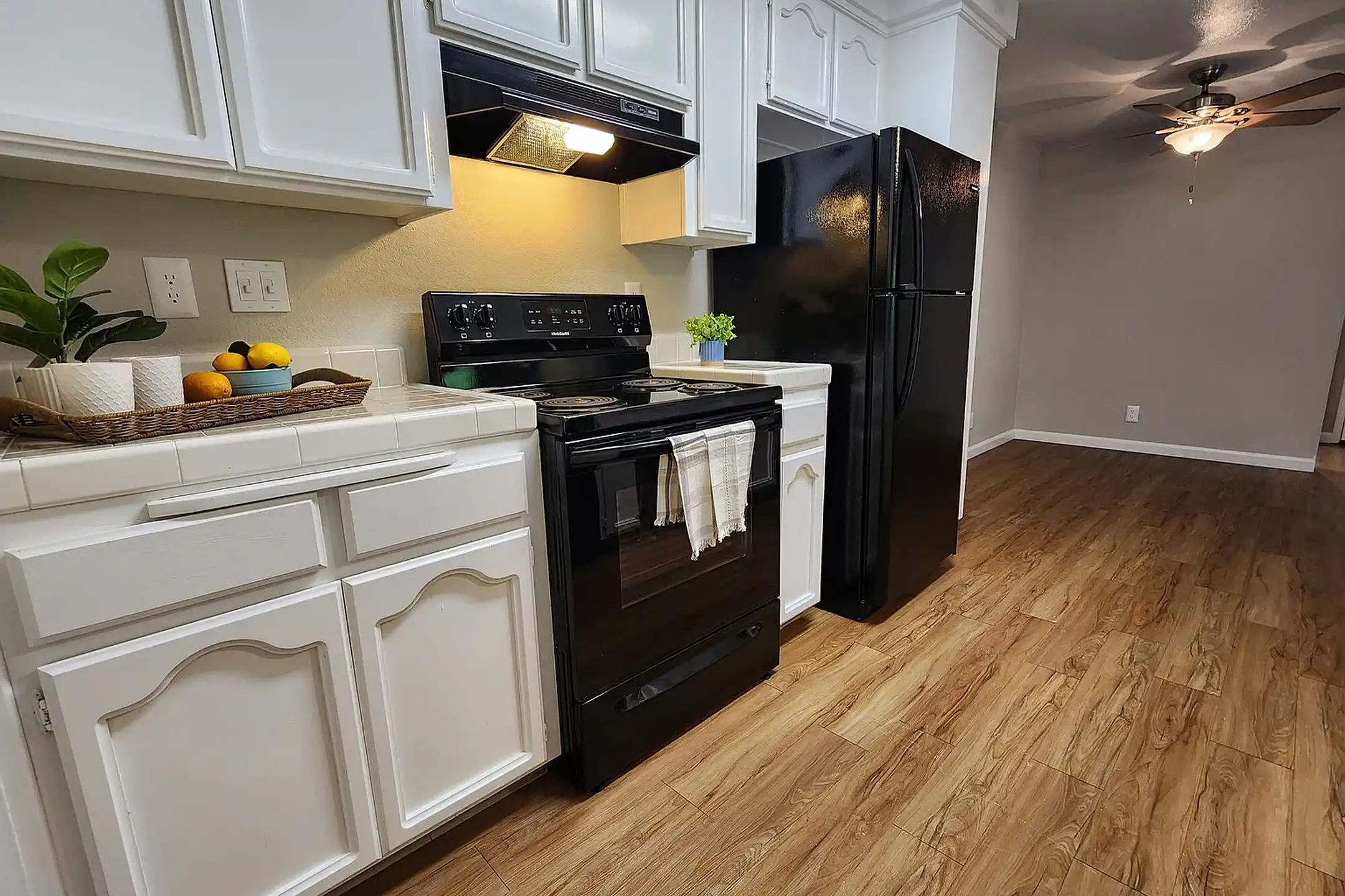 Cobble Creek - Chico, CA 95973 | ApartmentGuide.com