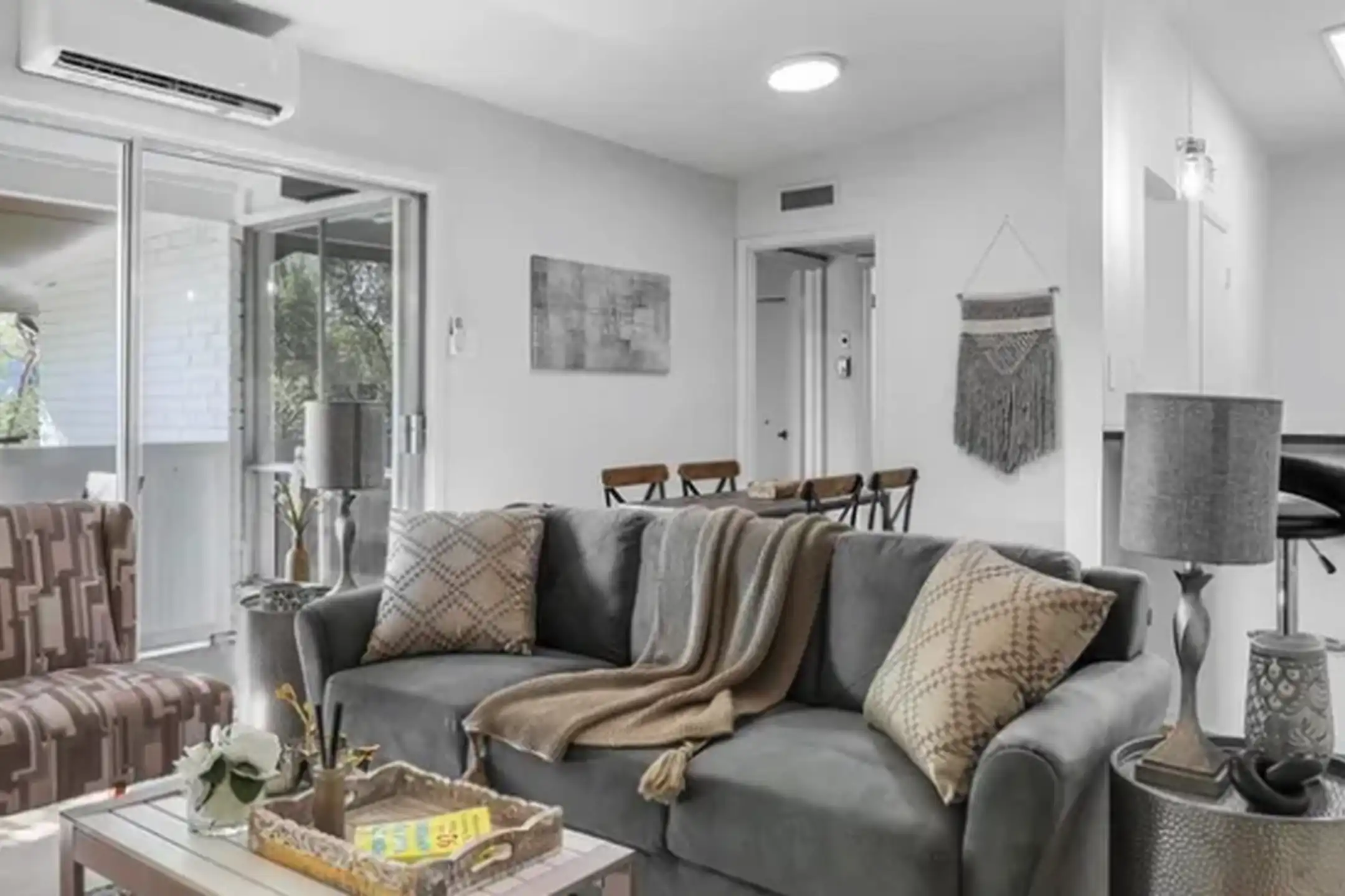 2627 Douglas Ave unit 284002 - Dallas, TX 75219 | ApartmentGuide.com