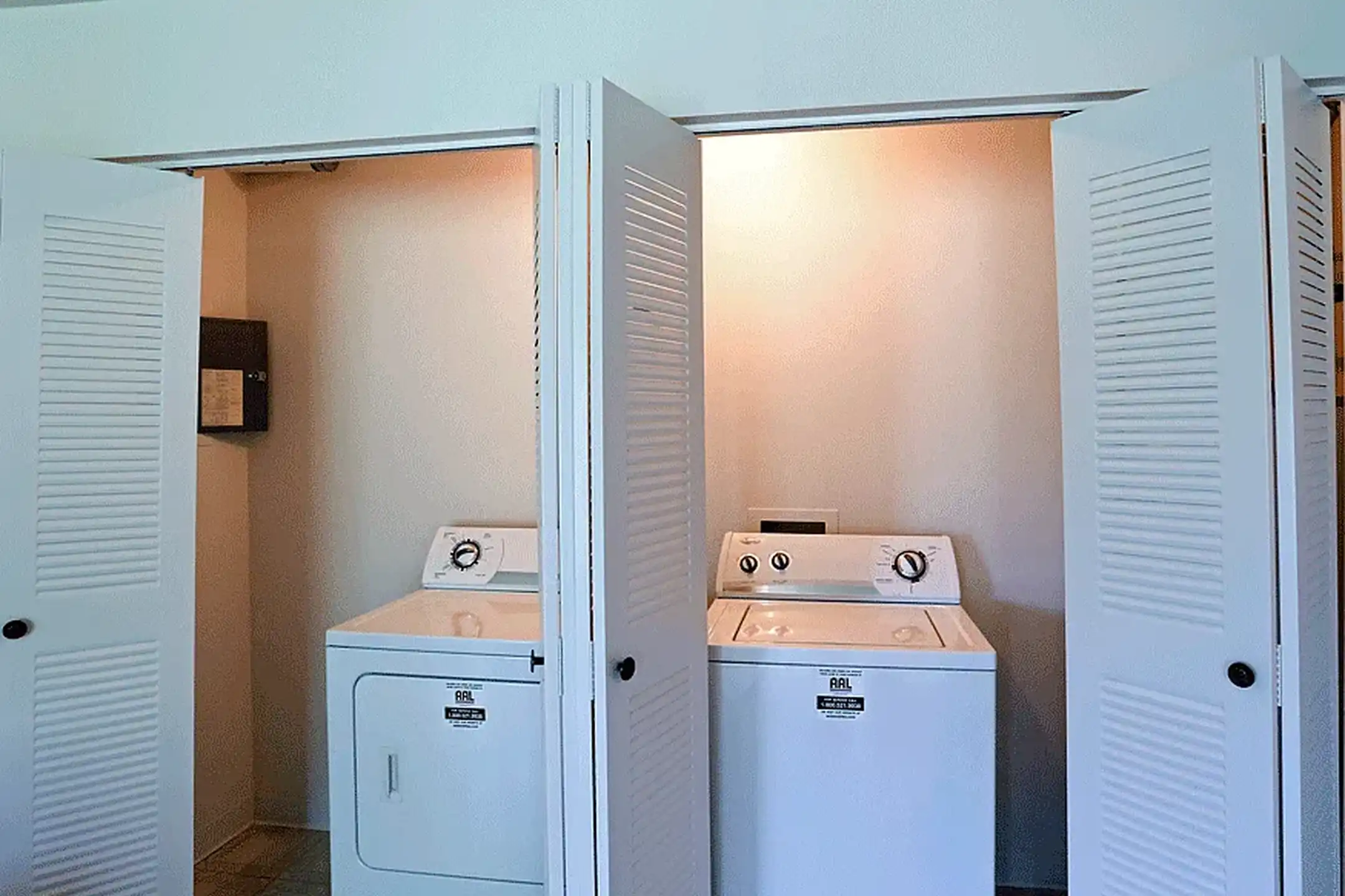 Garfield Commons - Clinton Township, MI 48038 | ApartmentGuide.com