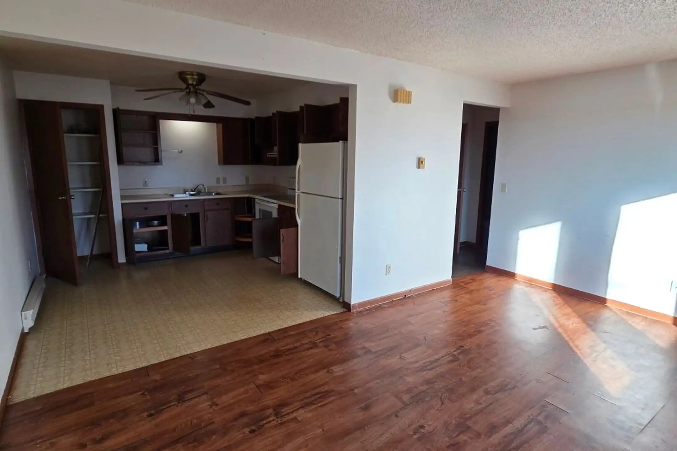 522 Sadie St unit 1 - Laurens, IA 50554 | ApartmentGuide.com