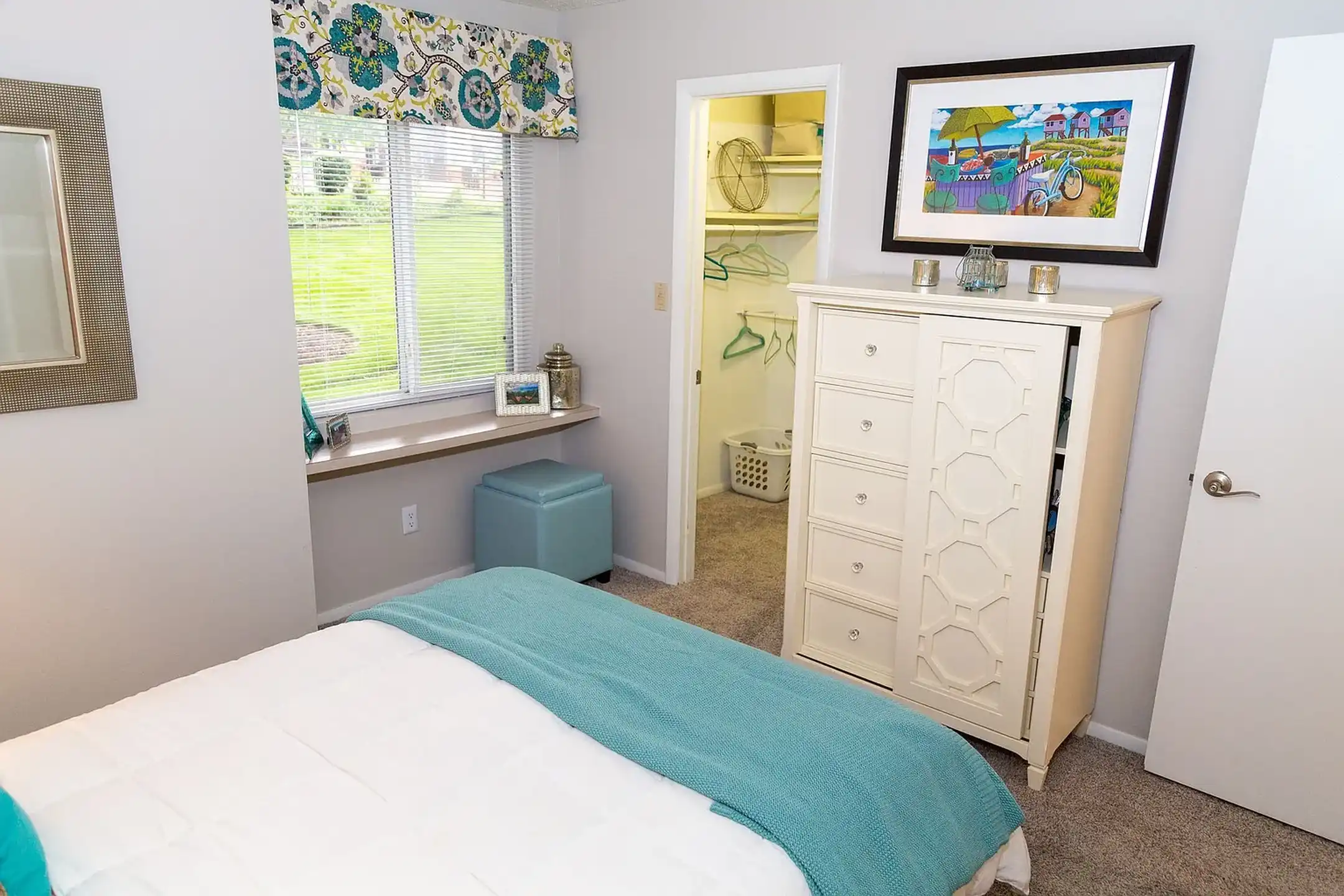 Sunbrook Apartments - Saint Charles, MO 63301 | ApartmentGuide.com