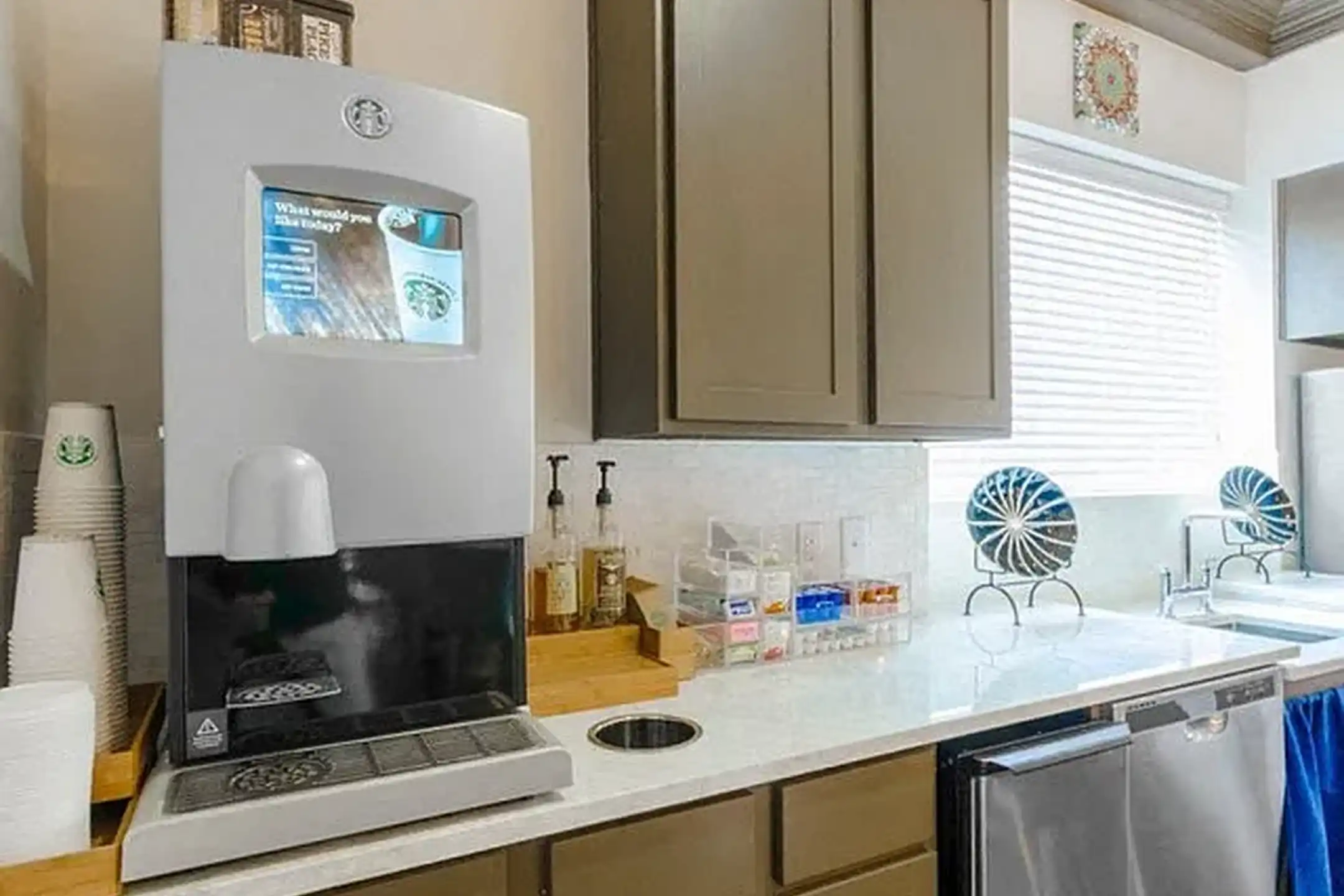 McKinney Square Apartments - McKinney, TX 75070 | ApartmentGuide.com