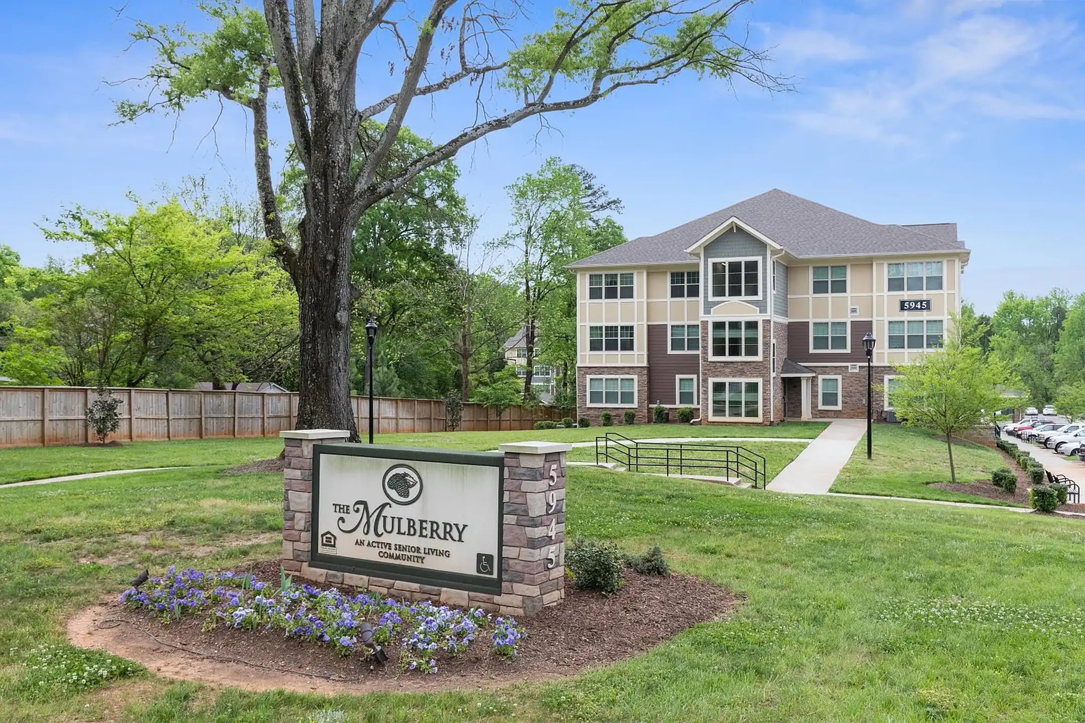 The Mulberry Senior Living Apartment Community - Charlotte, NC 28208 ...