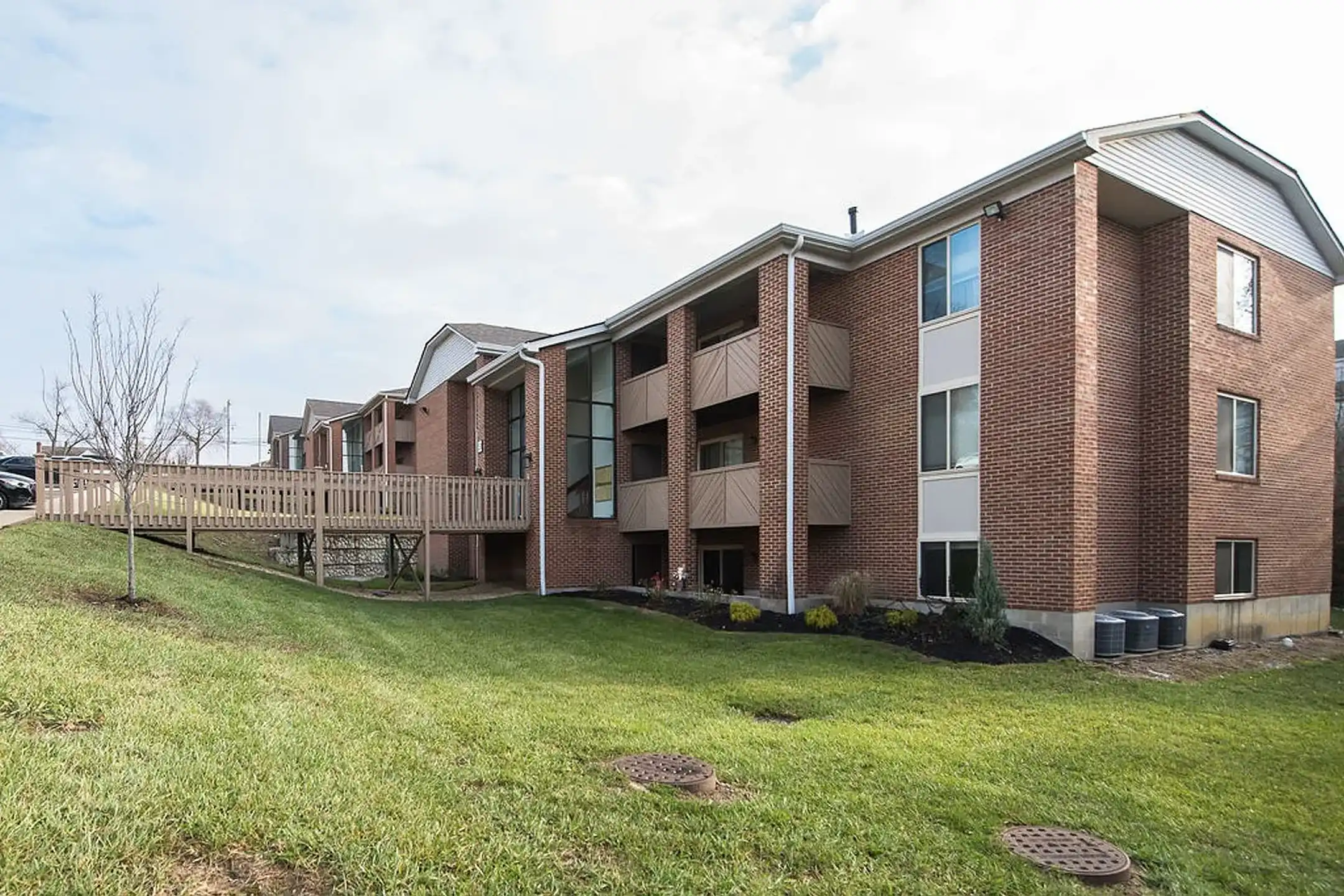 Incline at Fort Mitchell - Fort Mitchell, KY 41017 | ApartmentGuide.com