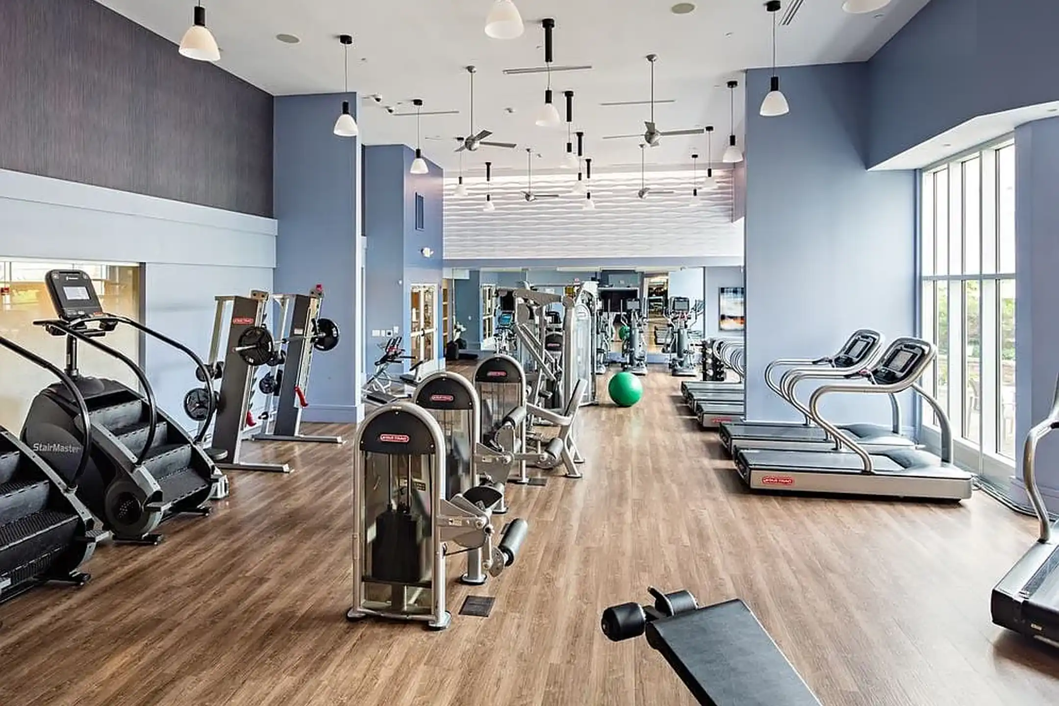 Avalon Rockville Centre - Rockville Centre, NY 11570 | ApartmentGuide.com
