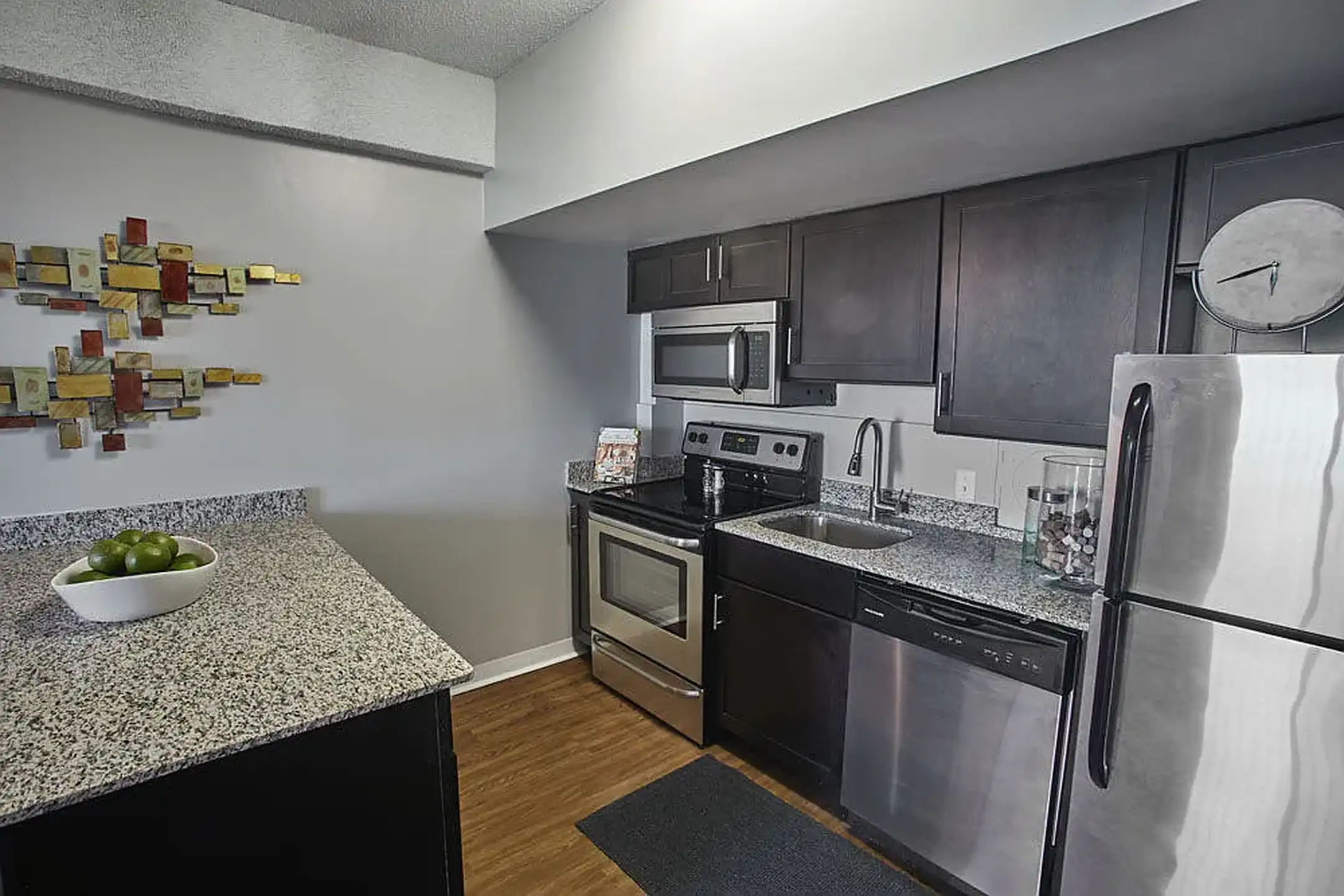 Mansion House - Tulsa, OK 74119 | ApartmentGuide.com