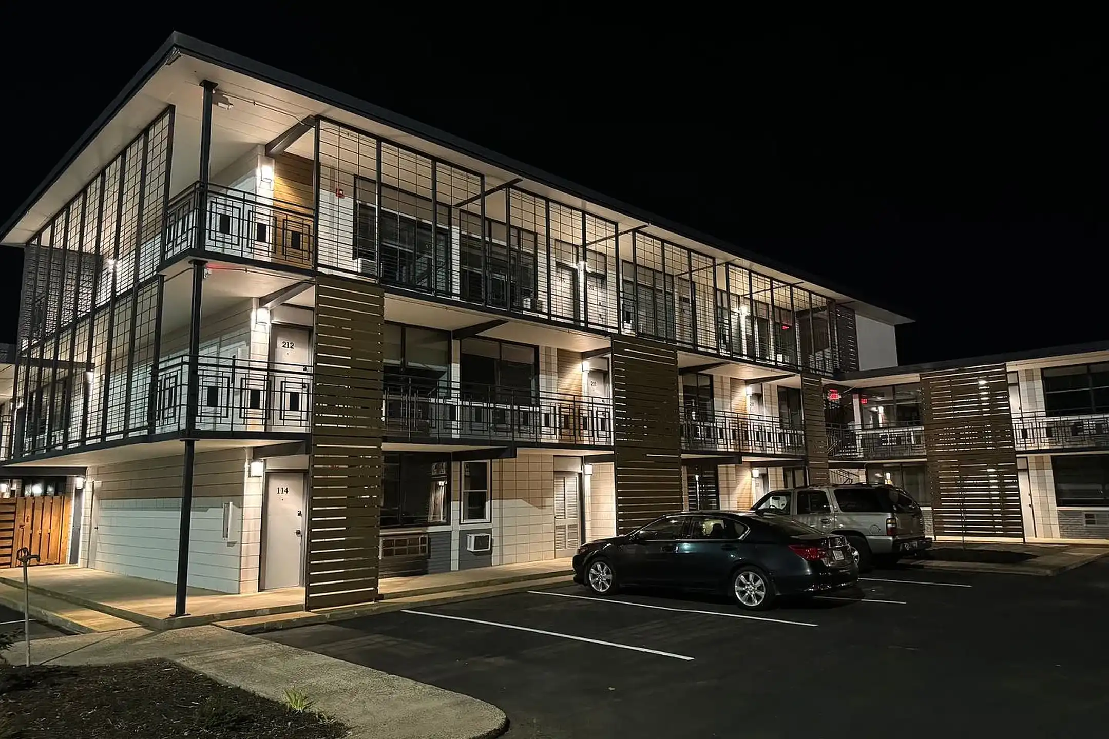 The Calhoun Lofts & Thunderbird - Anderson, SC 29621 | ApartmentGuide.com