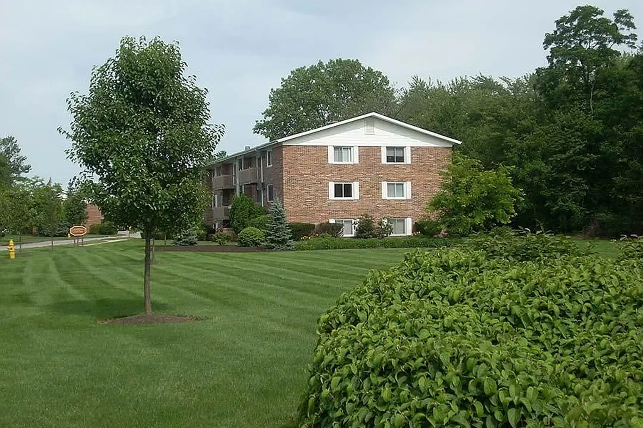 Solon Park Apartments - Solon, OH 44139 | ApartmentGuide.com