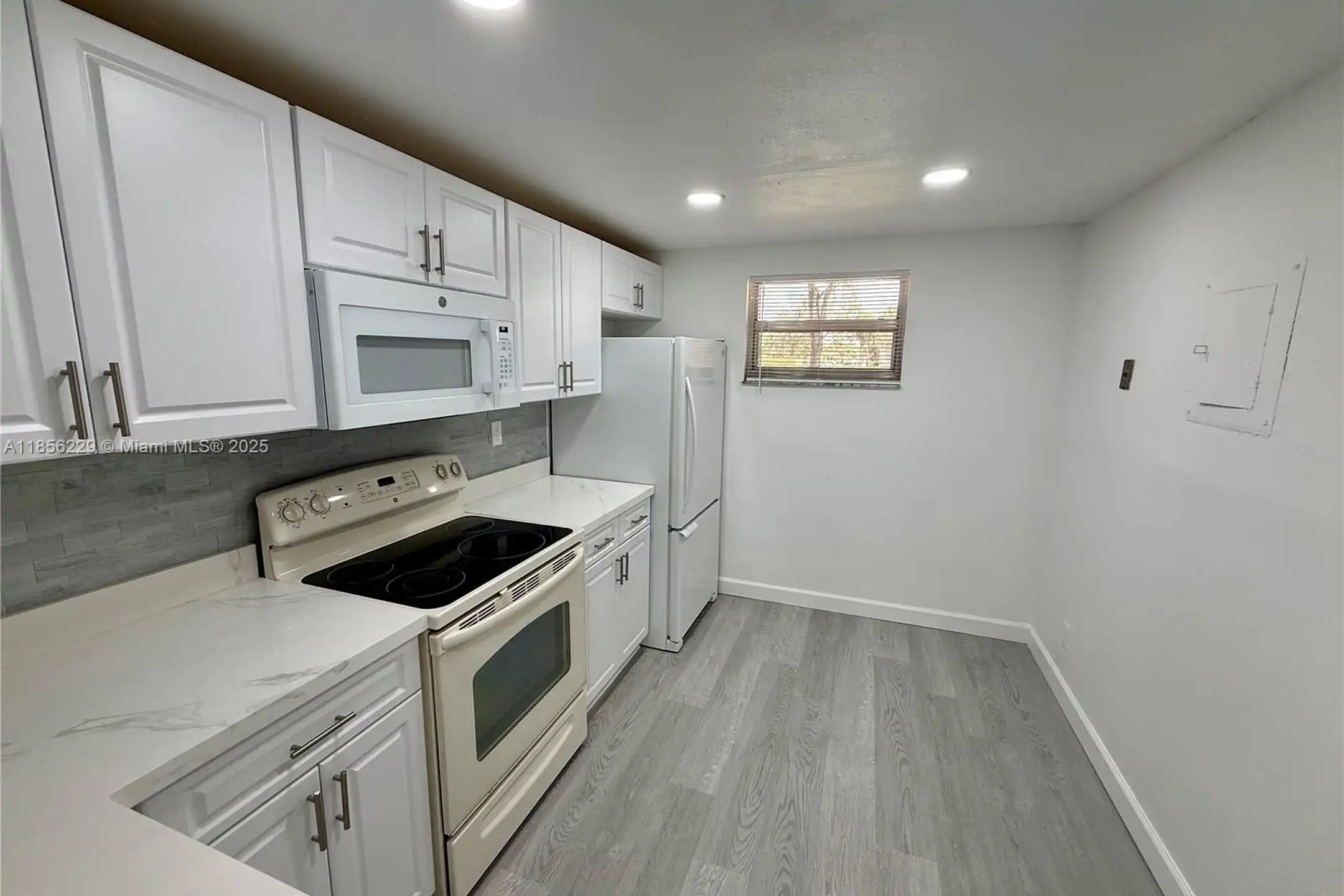 8735 Ramblewood Dr #116 - Coral Springs, FL 33071 | ApartmentGuide.com