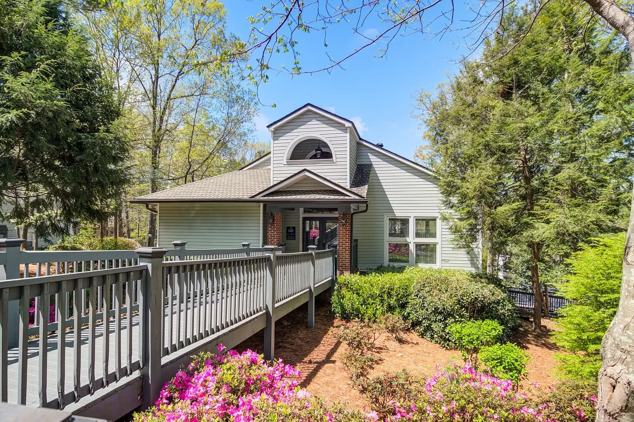 Wood Pointe Apartment Homes - Marietta, GA 30064 | ApartmentGuide.com