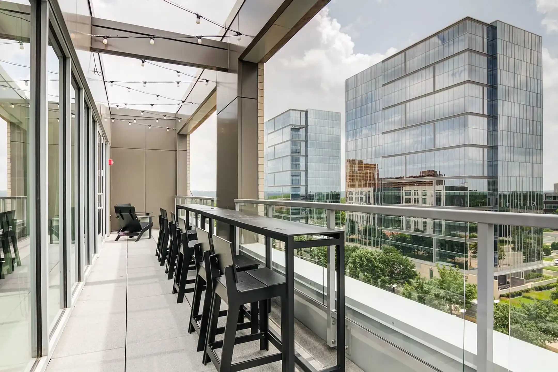 The Fenley - Bloomington, MN 55425 | ApartmentGuide.com