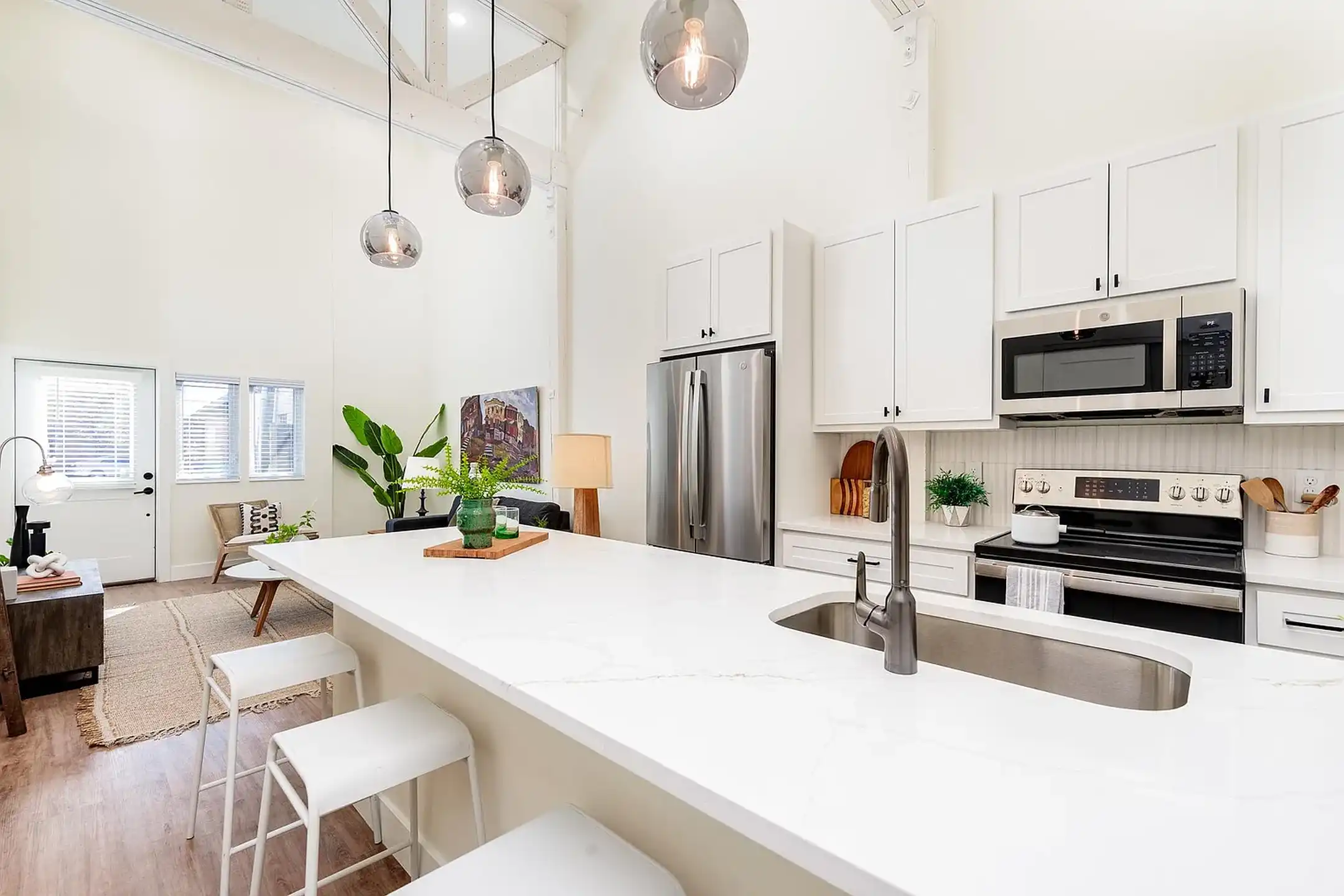 Tower Grove Mews - Saint Louis, MO 63110 | ApartmentGuide.com