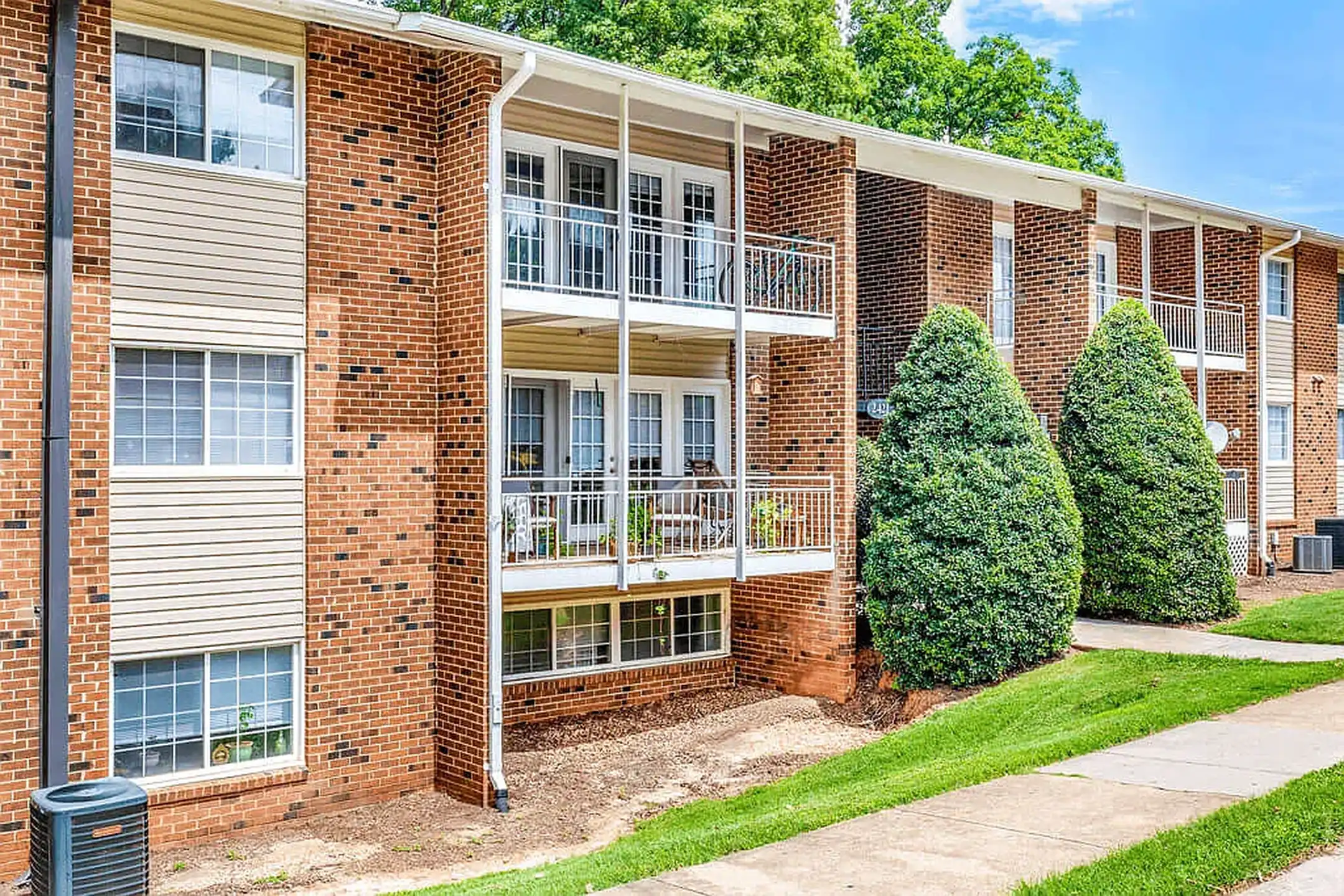 Grand Arbor Reserve Apartment Homes - Raleigh, NC 27607 ...