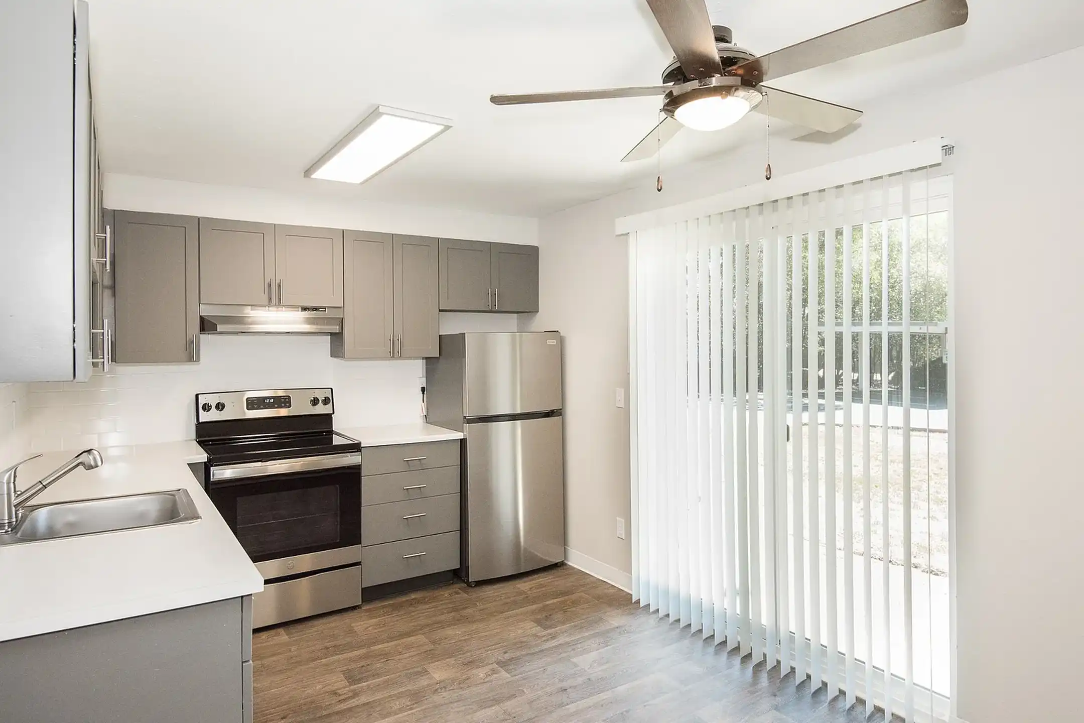 Fox Pointe - Vancouver, WA 98661 | ApartmentGuide.com