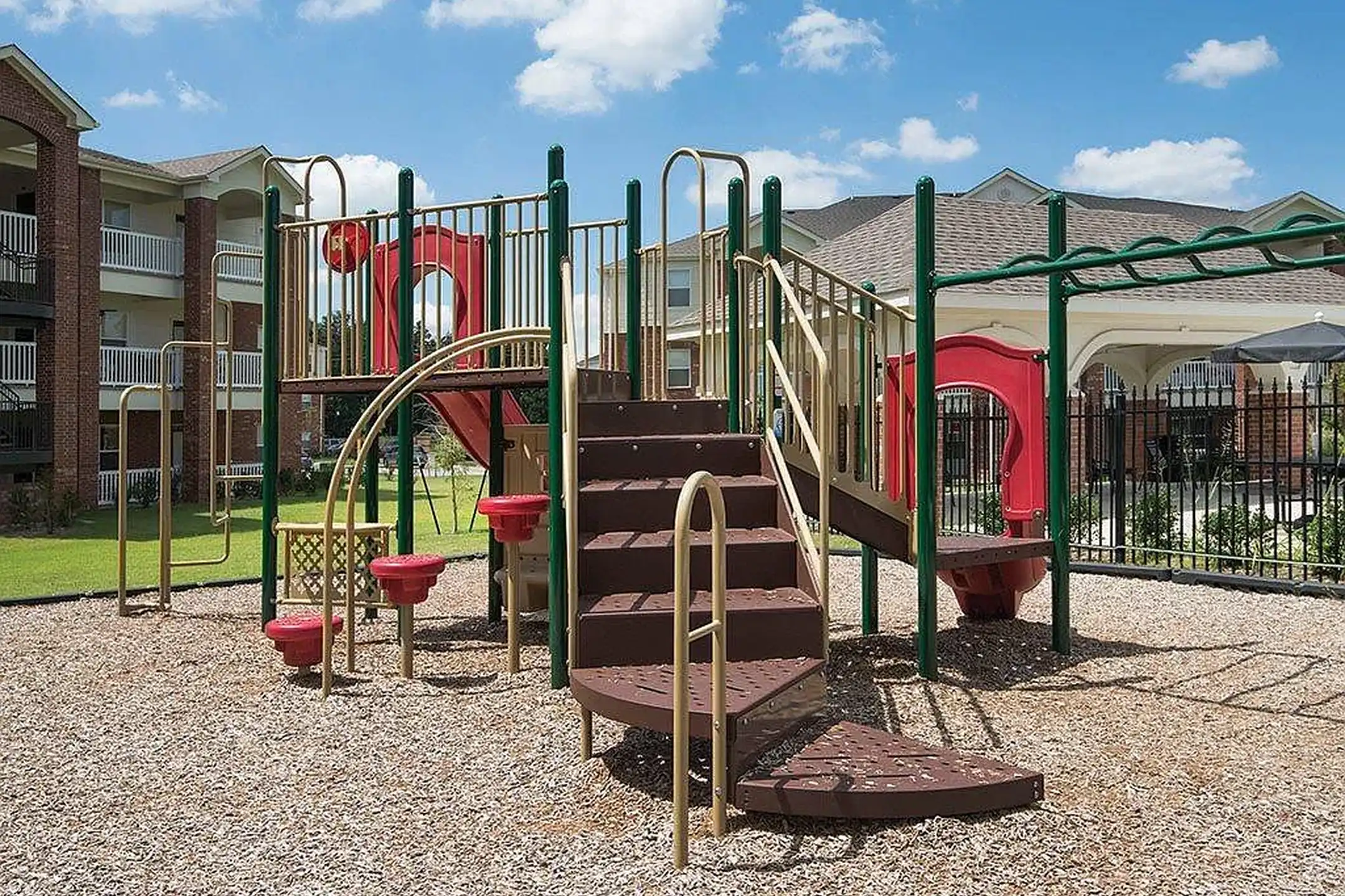 Walton Crossing Apartments - Bentonville, AR 72712 | ApartmentGuide.com