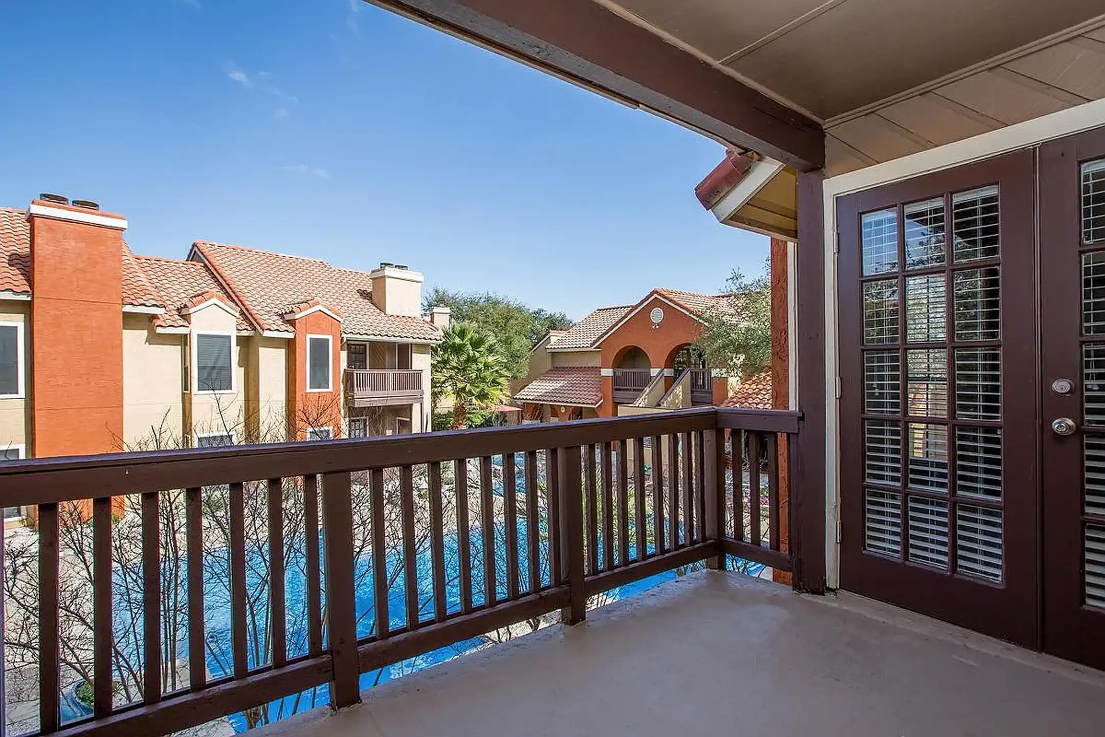 Santa Fe Condo Apartments - San Antonio, TX 78247 | ApartmentGuide.com