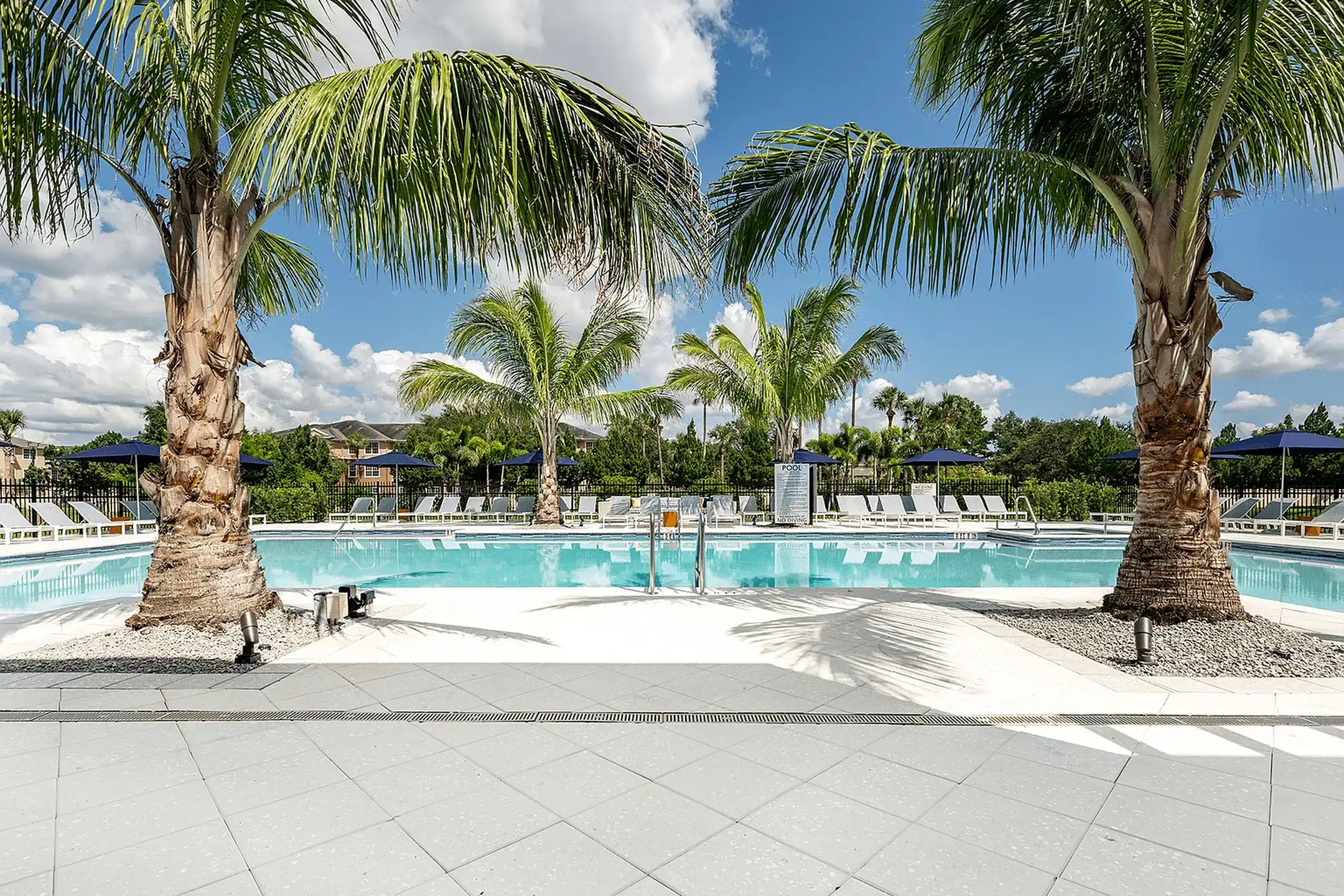Marquee Square - Tampa, FL 33610 | ApartmentGuide.com