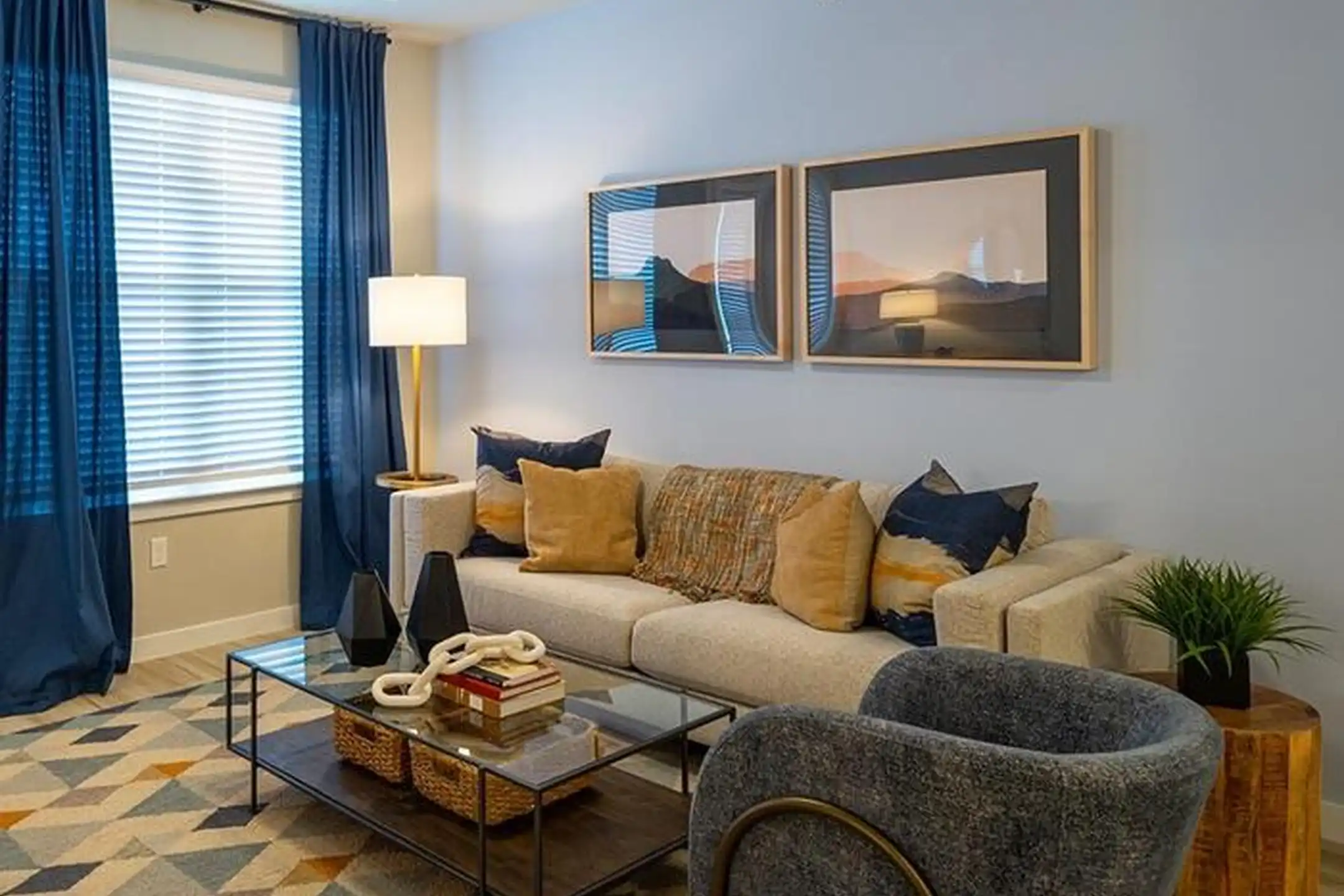 1095 Brittmoore Rd unit c1 - Houston, TX 77043 | ApartmentGuide.com