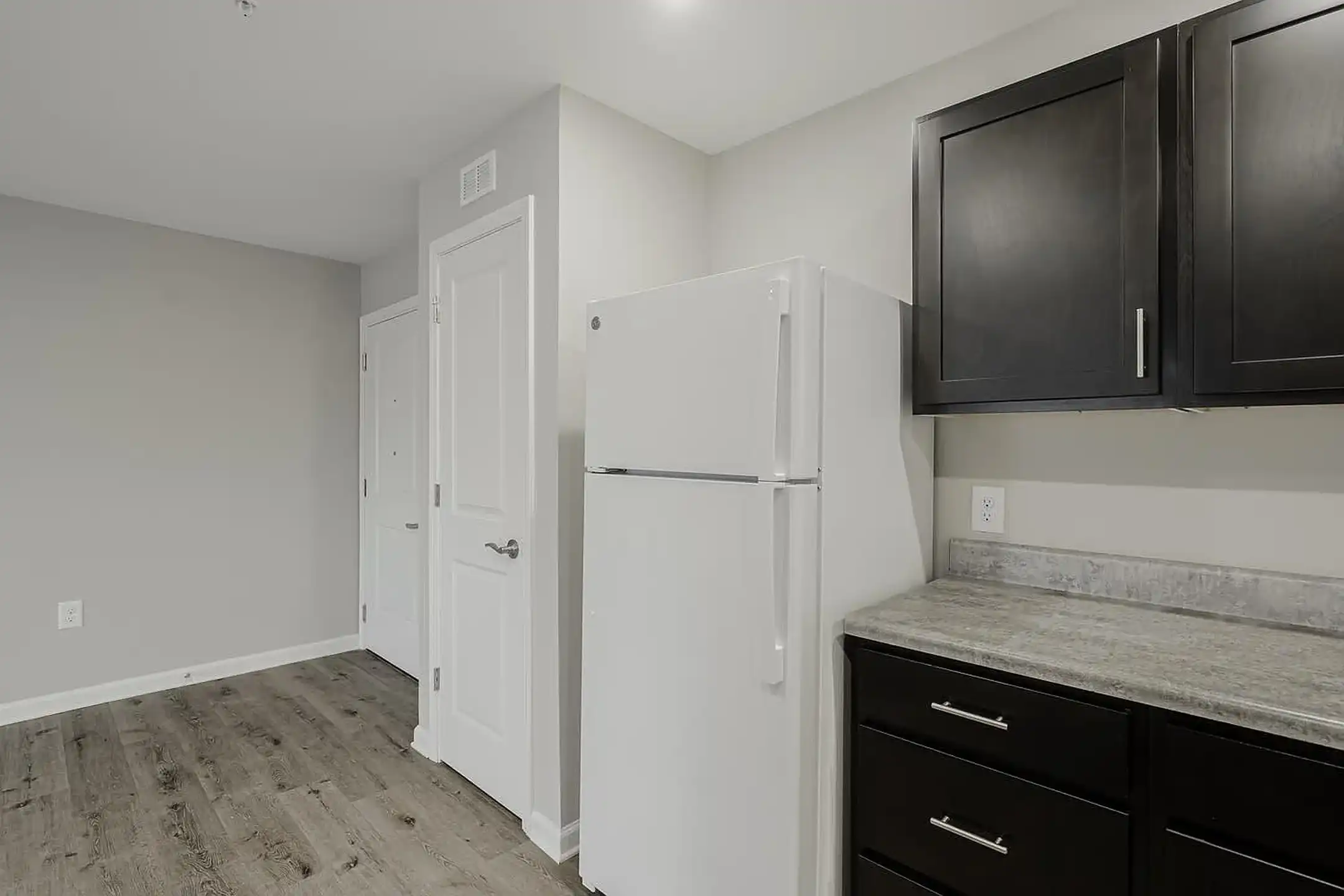 Benton Crossing - Columbia, SC 29201 | ApartmentGuide.com