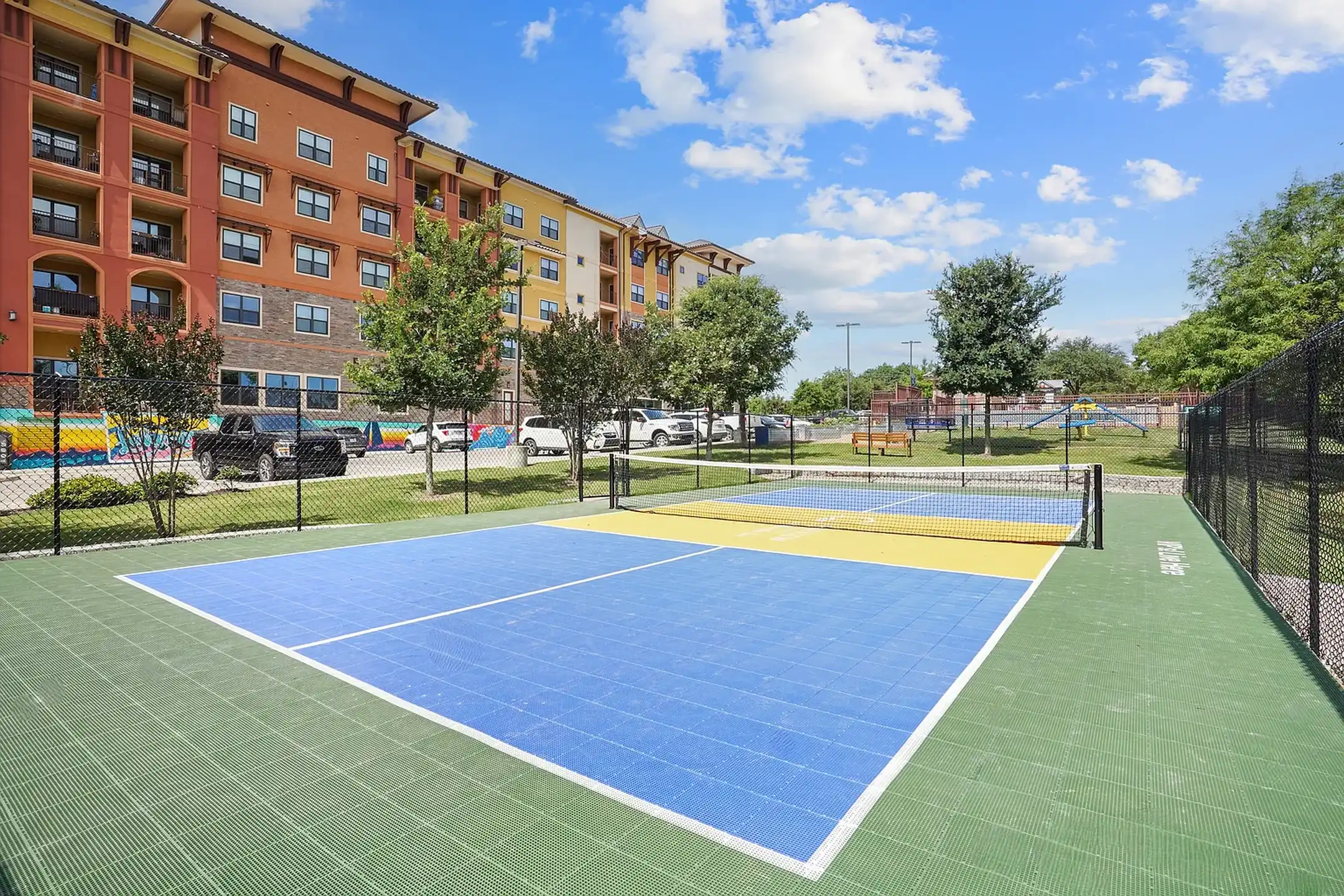 Rockwall Commons - Rockwall, TX 75087 | ApartmentGuide.com