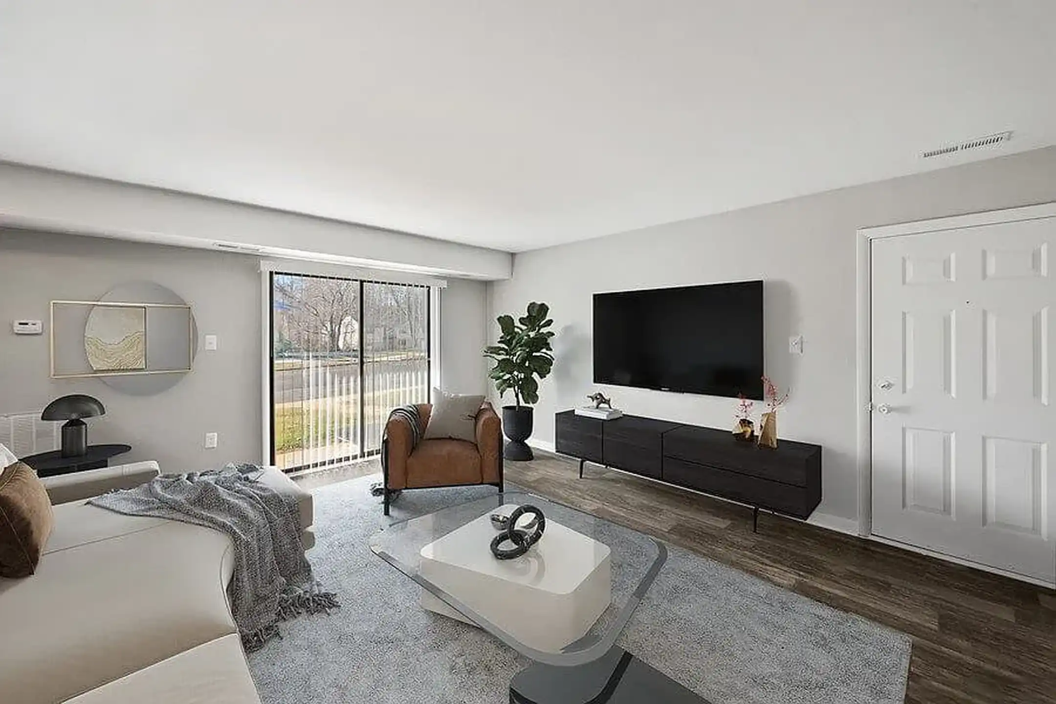 Dale Forest - Dale City, VA 22193 | ApartmentGuide.com