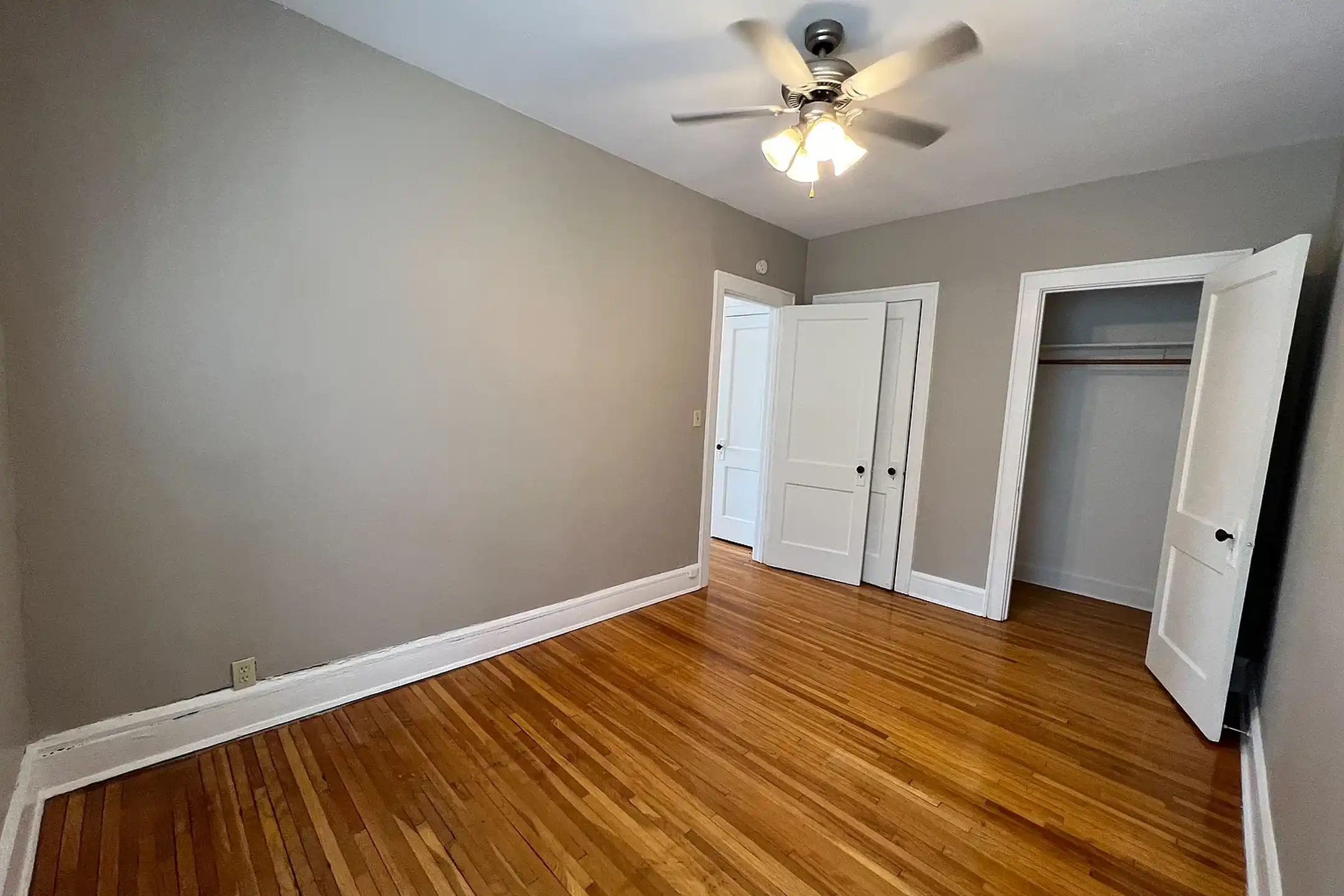 Stevens Square Apartments - Minneapolis, MN 55403 | ApartmentGuide.com