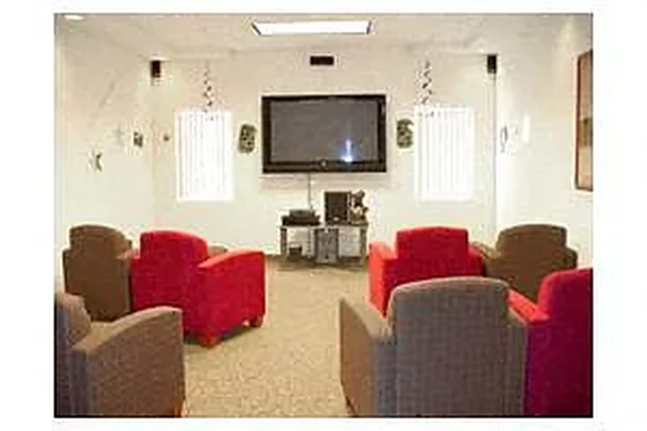 Raincross Senior Village - Riverside, CA 92504 | ApartmentGuide.com