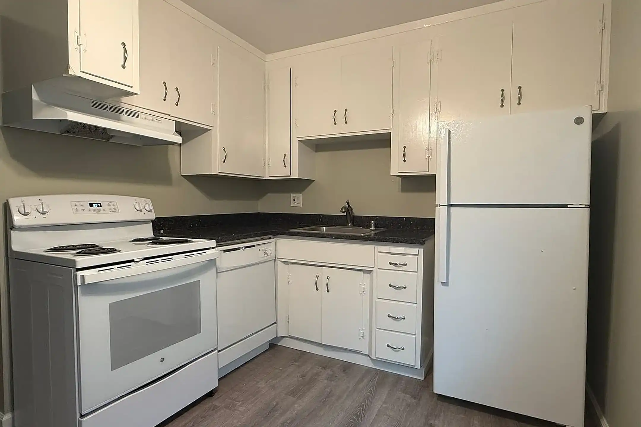Pruneridge Apartments - Santa Clara, CA 95050 | ApartmentGuide.com