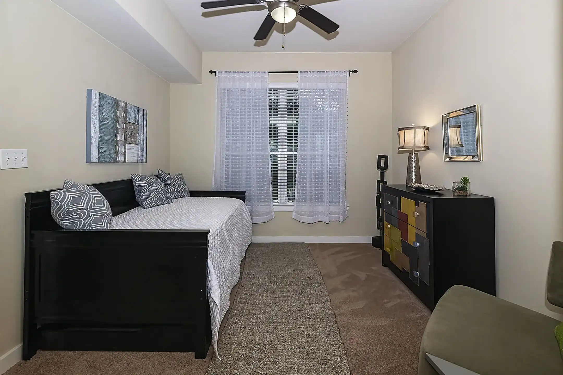 Marquis - New Orleans, LA 70119 | ApartmentGuide.com