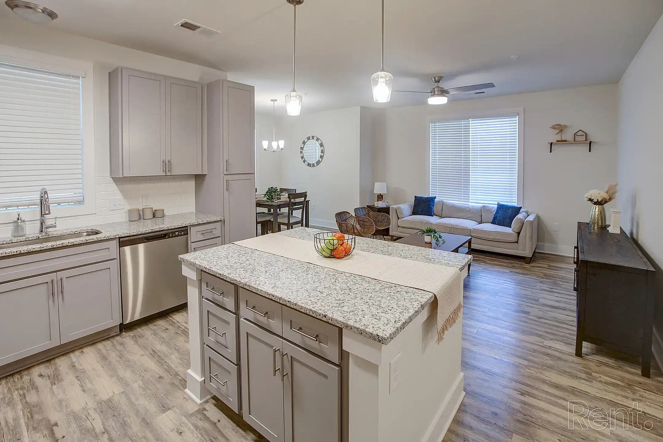 Fox Crossing Apartments at Durham - Durham, NC 27703 | ApartmentGuide.com