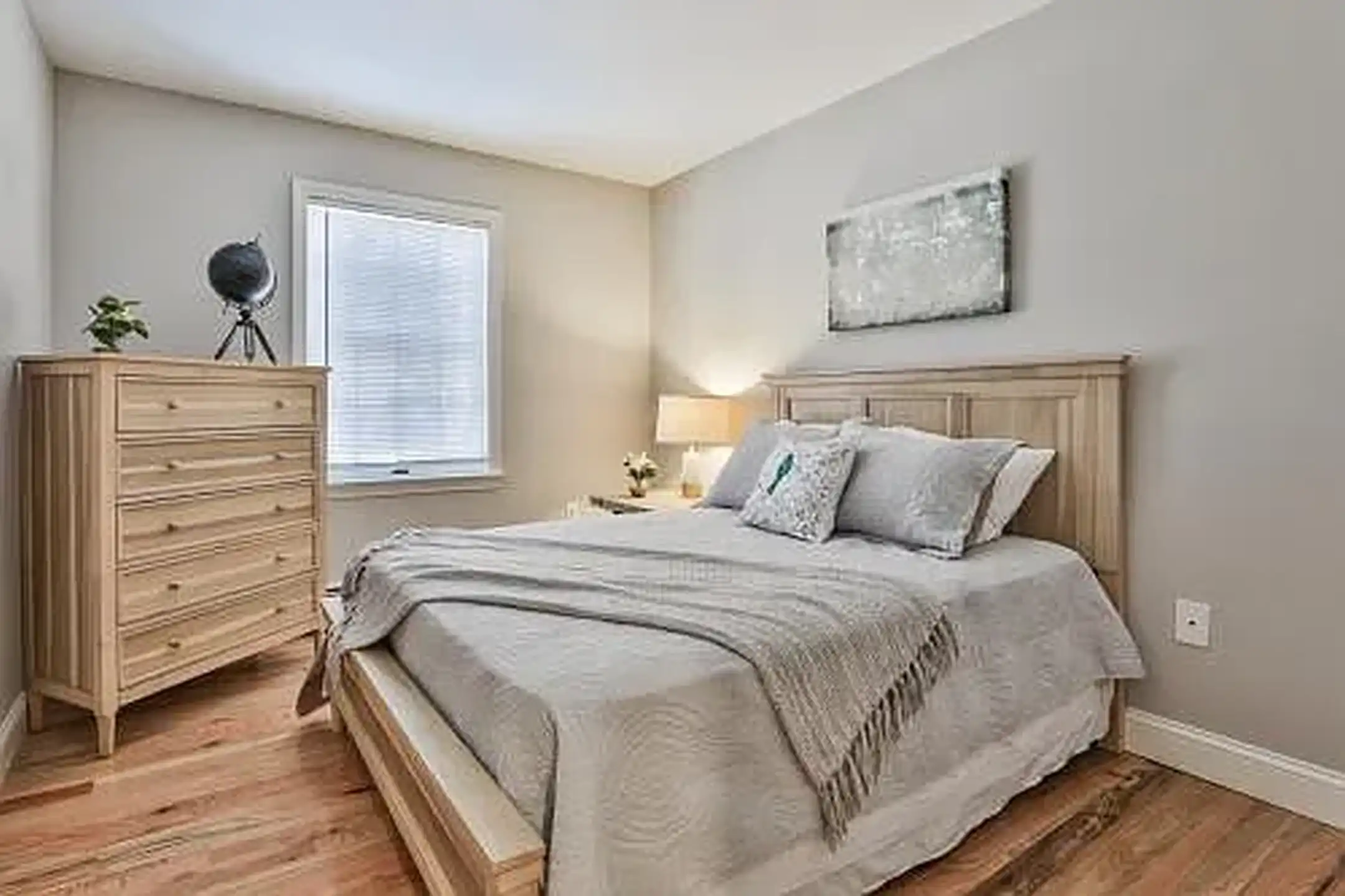 The Apartments at Cranmore Ridge - Concord, NH 03301 | ApartmentGuide.com