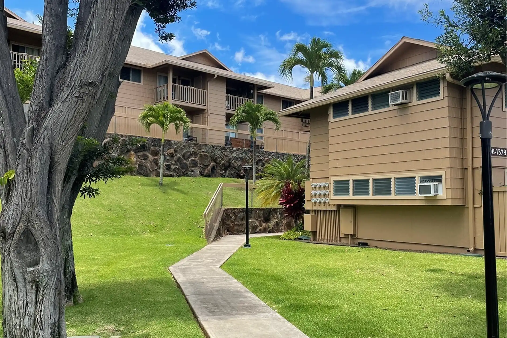 98-1379 Koaheahe Pl unit 33 - Pearl City, HI 96782 | ApartmentGuide.com