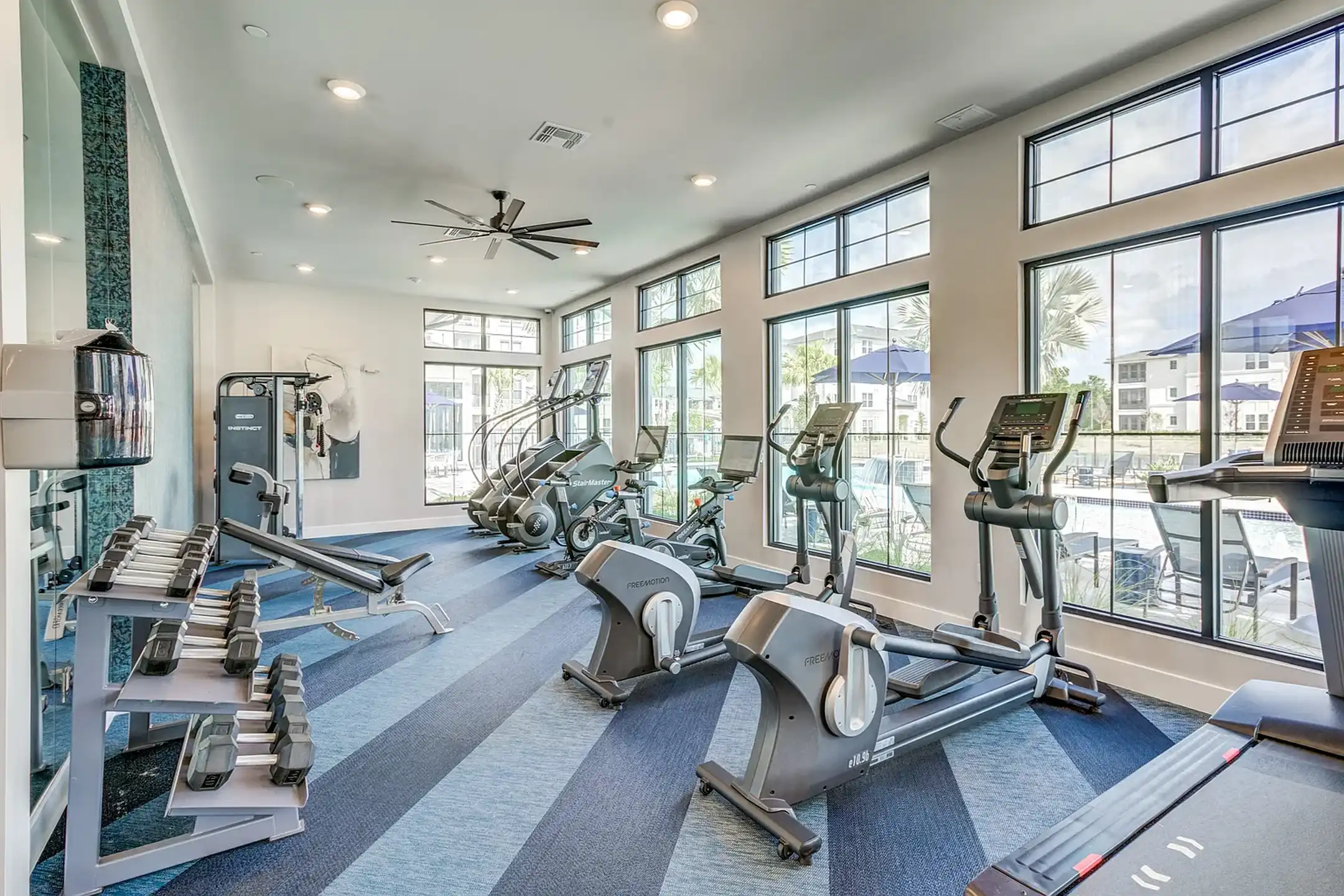 Eden Ruby Lake - Orlando, FL 32836 | ApartmentGuide.com