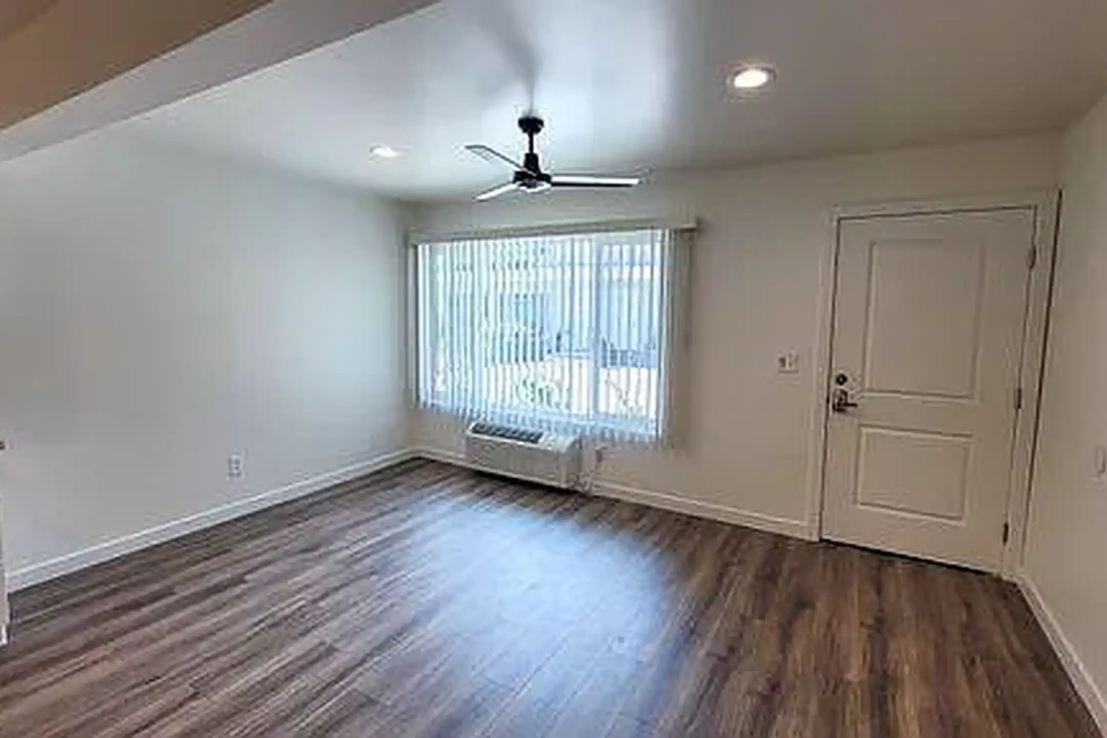 6933 N. Rosemead - San Gabriel, CA 91775 | ApartmentGuide.com