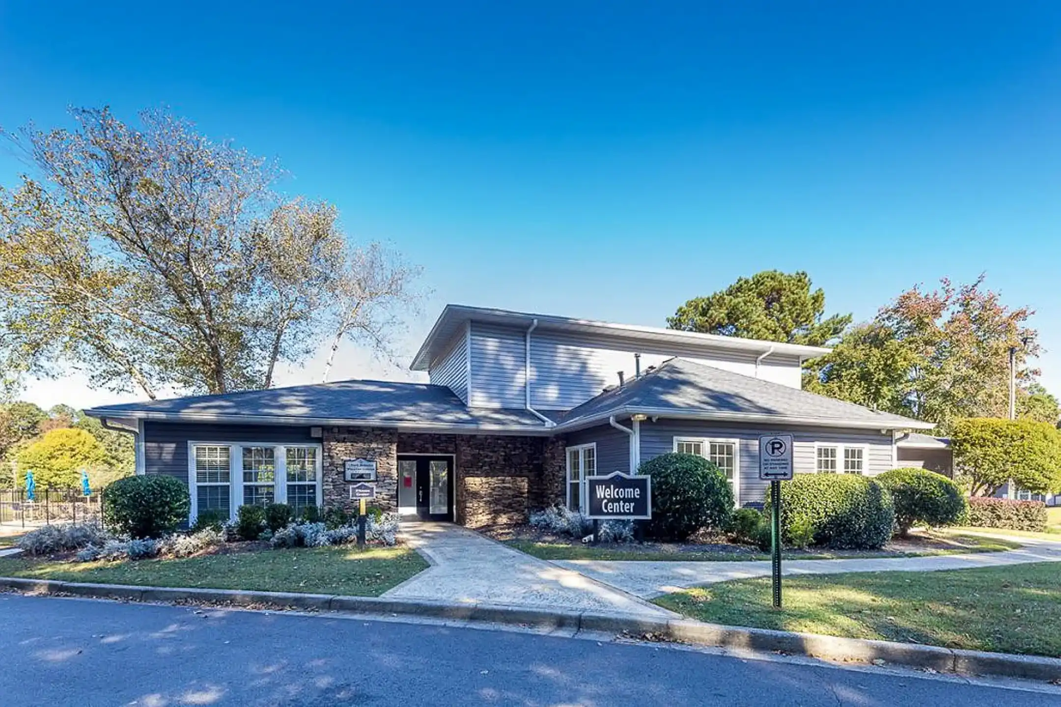 Netherley Park - Union City, GA 30291 | ApartmentGuide.com