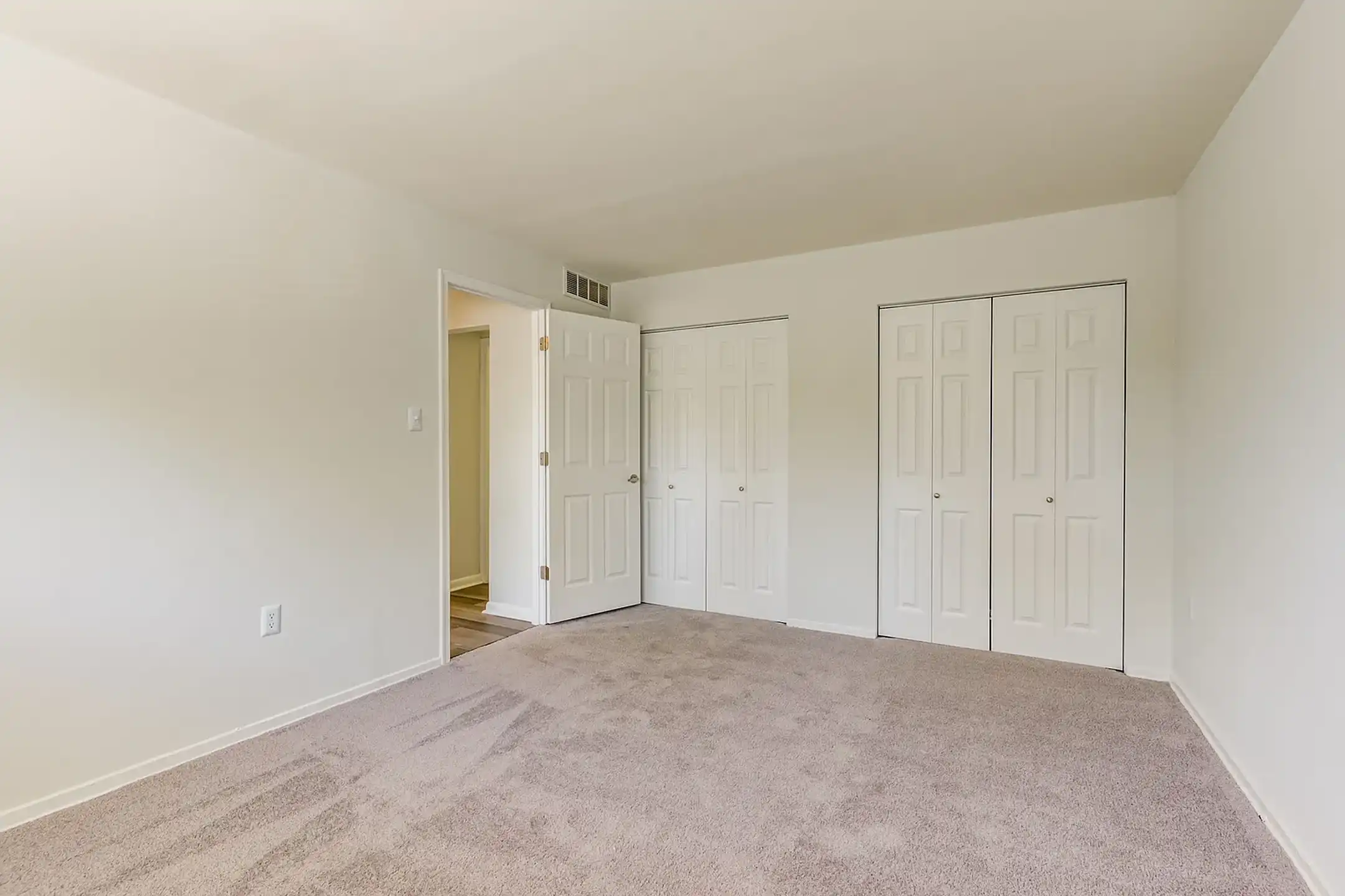 Capital Crossing - Suitland, MD 20746 | ApartmentGuide.com