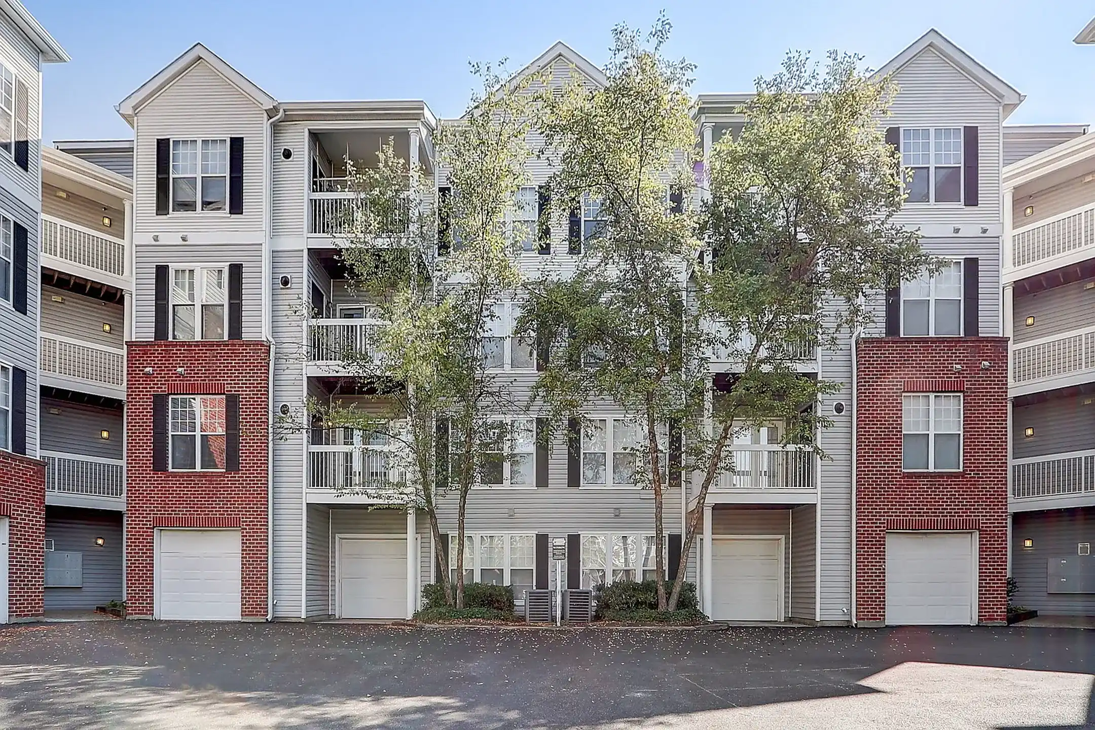 Ashford Meadows - Herndon, VA 20171 | ApartmentGuide.com