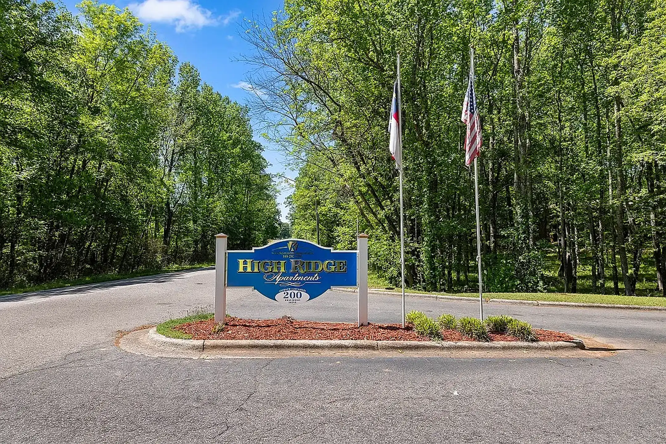 High Ridge Apartments - Sanford, NC 27330 | ApartmentGuide.com