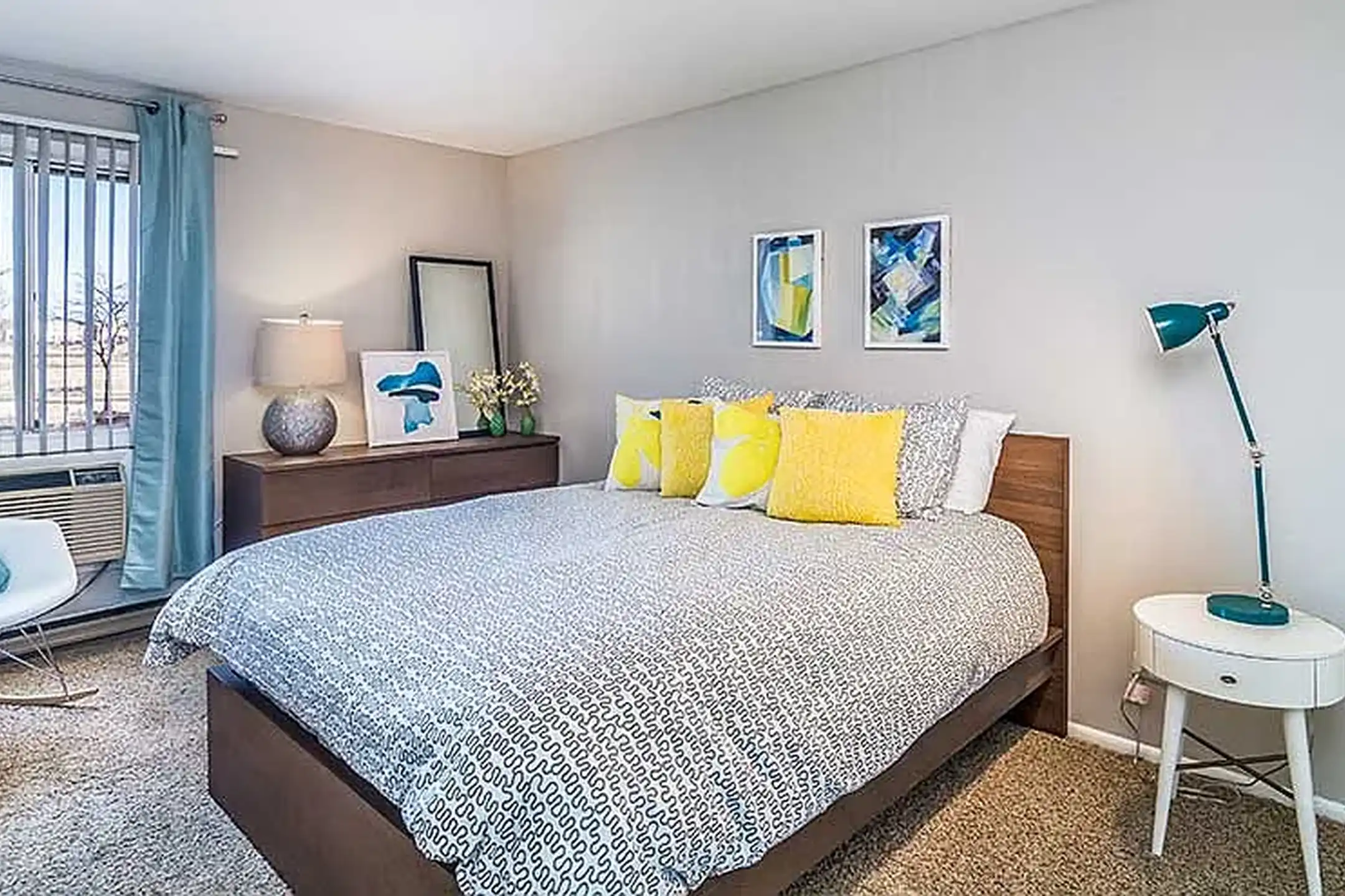 The Lakes at Fountain Square Apartment Homes - Waukegan, IL 60085 ...