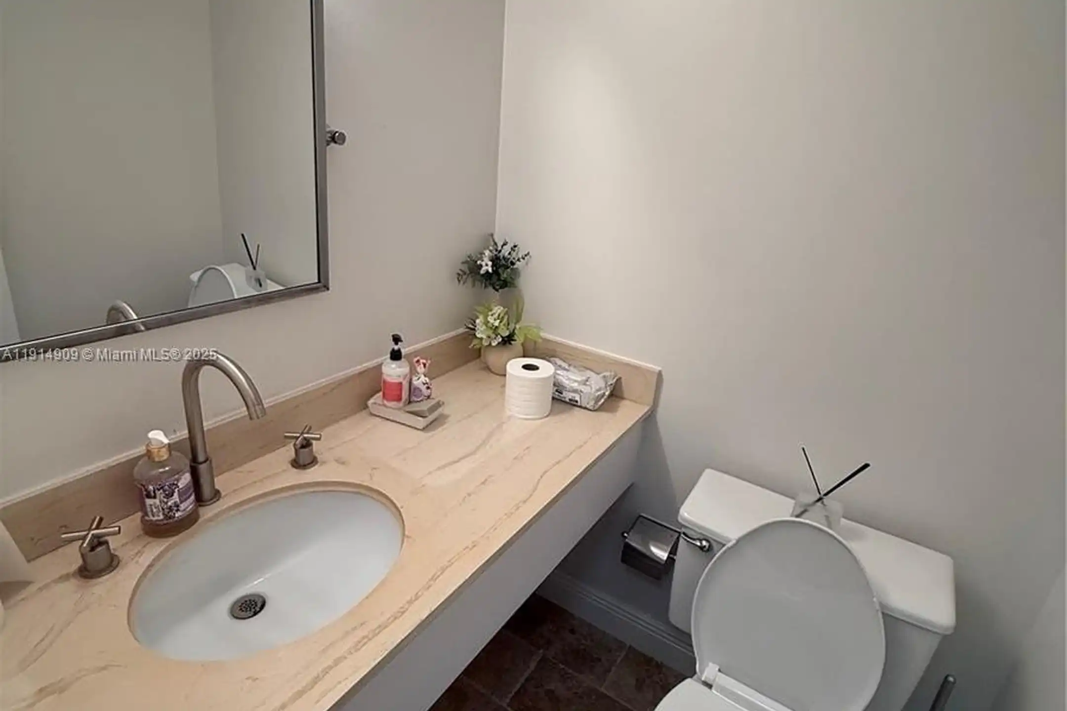 1980 S Ocean Dr #5B - Hallandale Beach, FL 33009 | ApartmentGuide.com